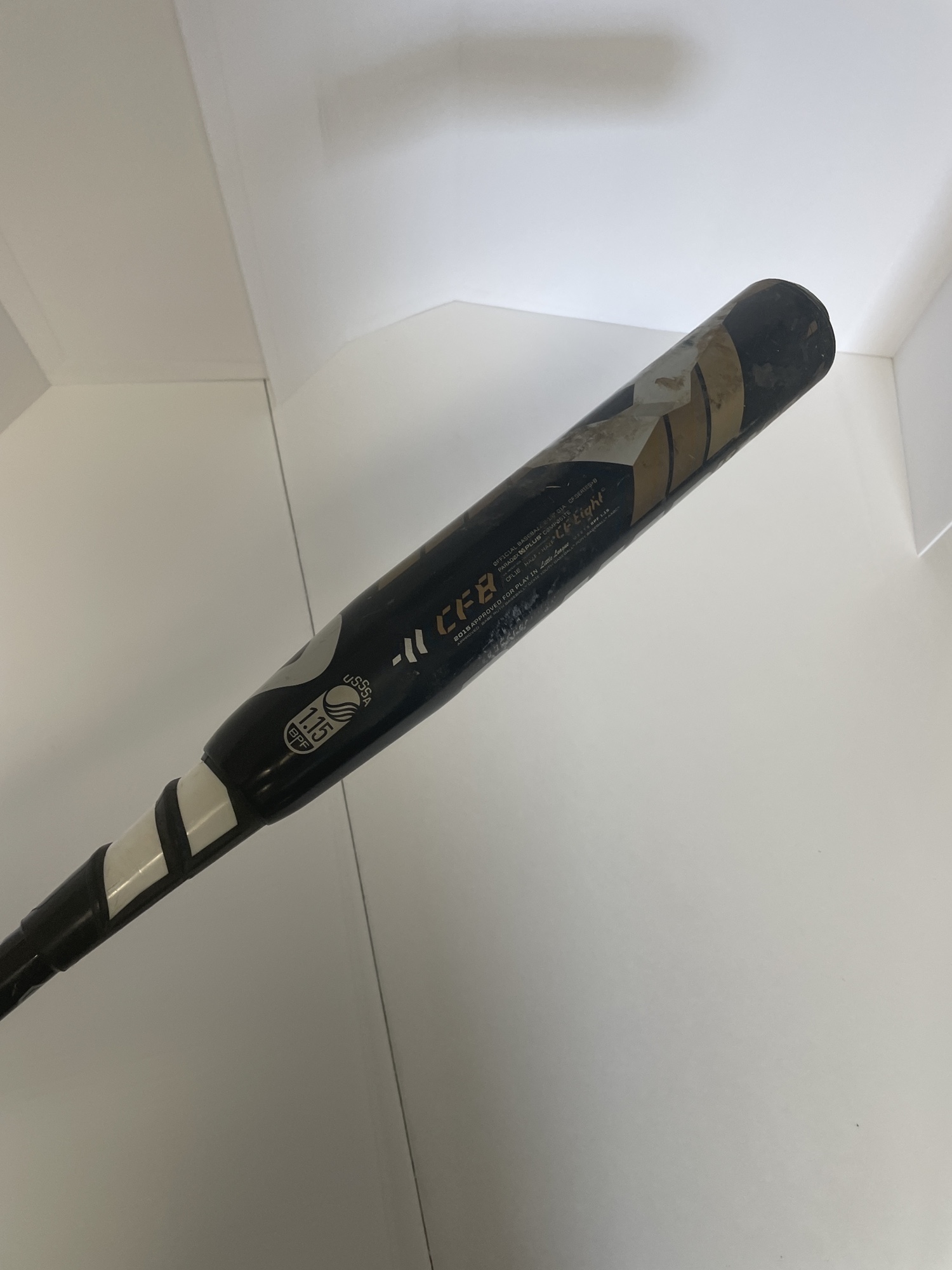Used DeMarini (-11) 18 oz 29" CF8 Bat | SidelineSwap