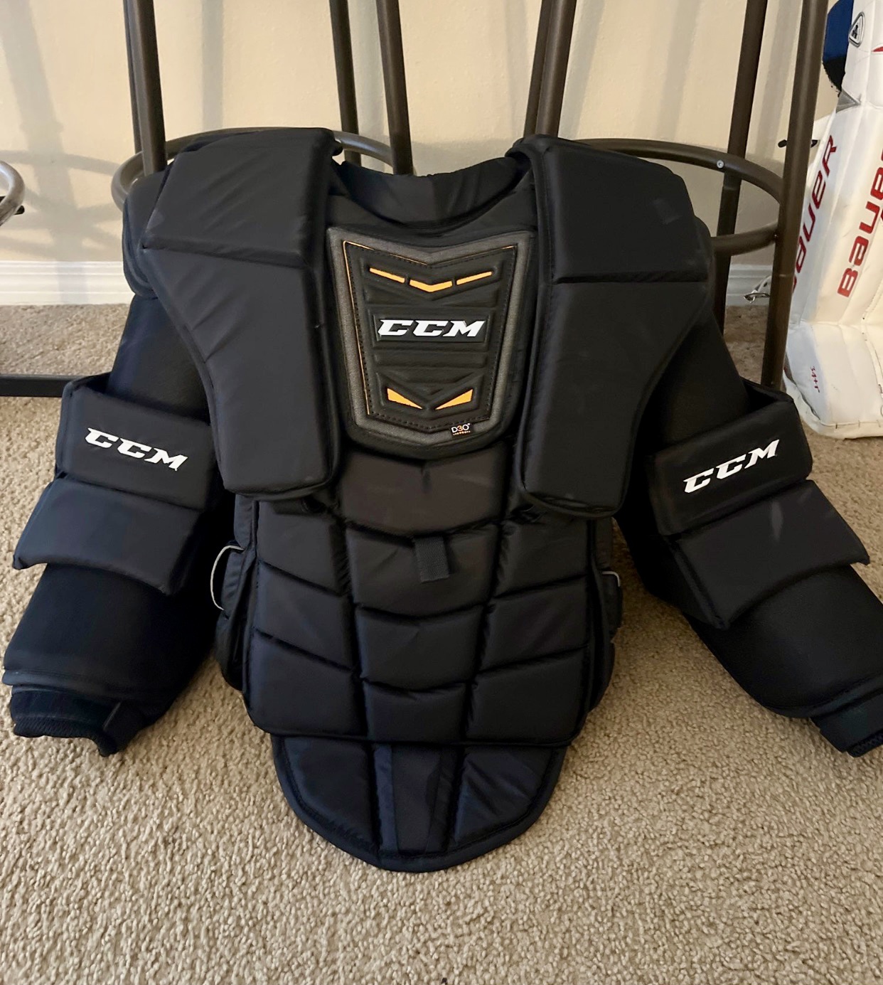 XL (w/ +1in Arms) CCM PRO Chest Protector - Used 1x (Pro Stock ...