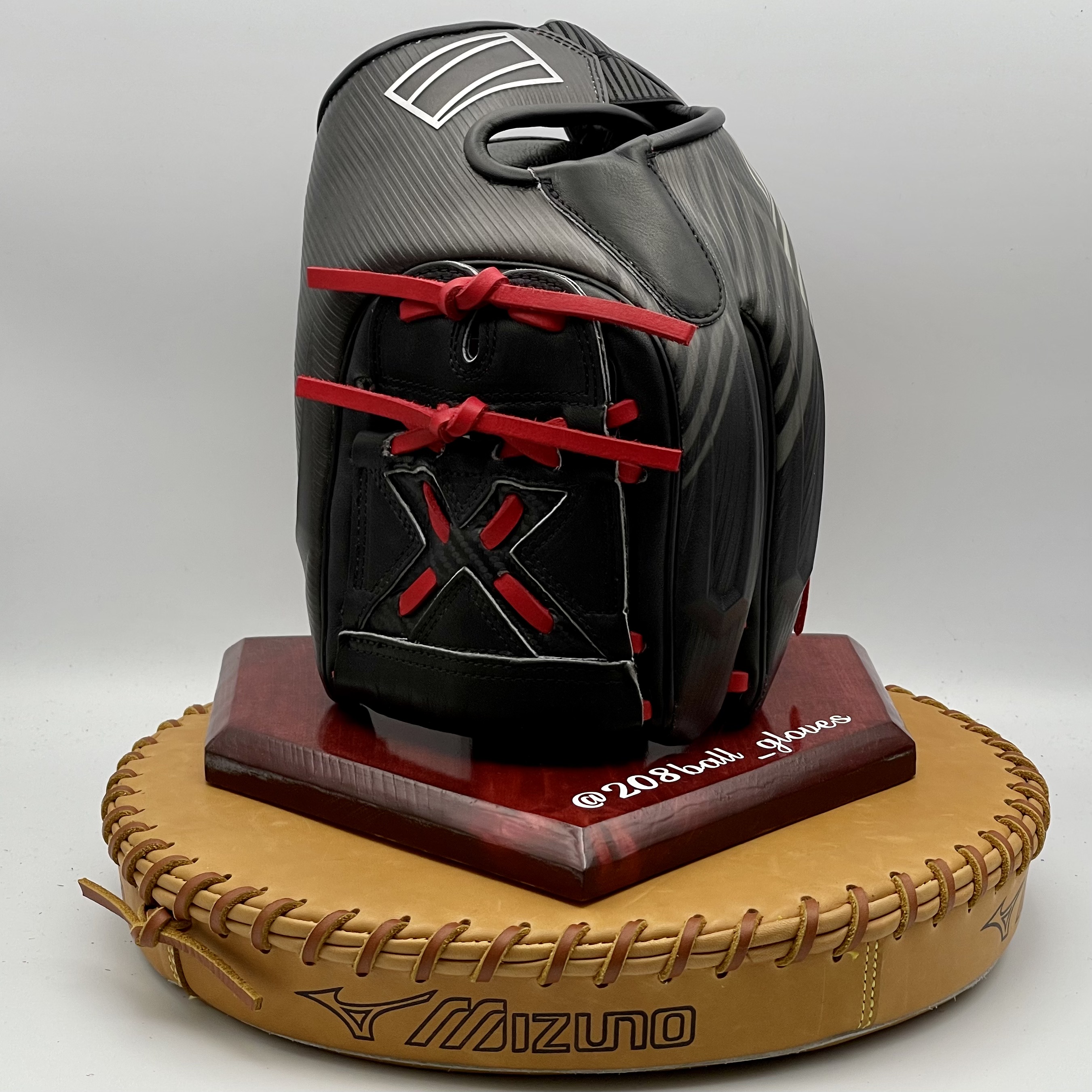 Rawlings REV1X REV205-9X 11.75" Custom Laces | SidelineSwap