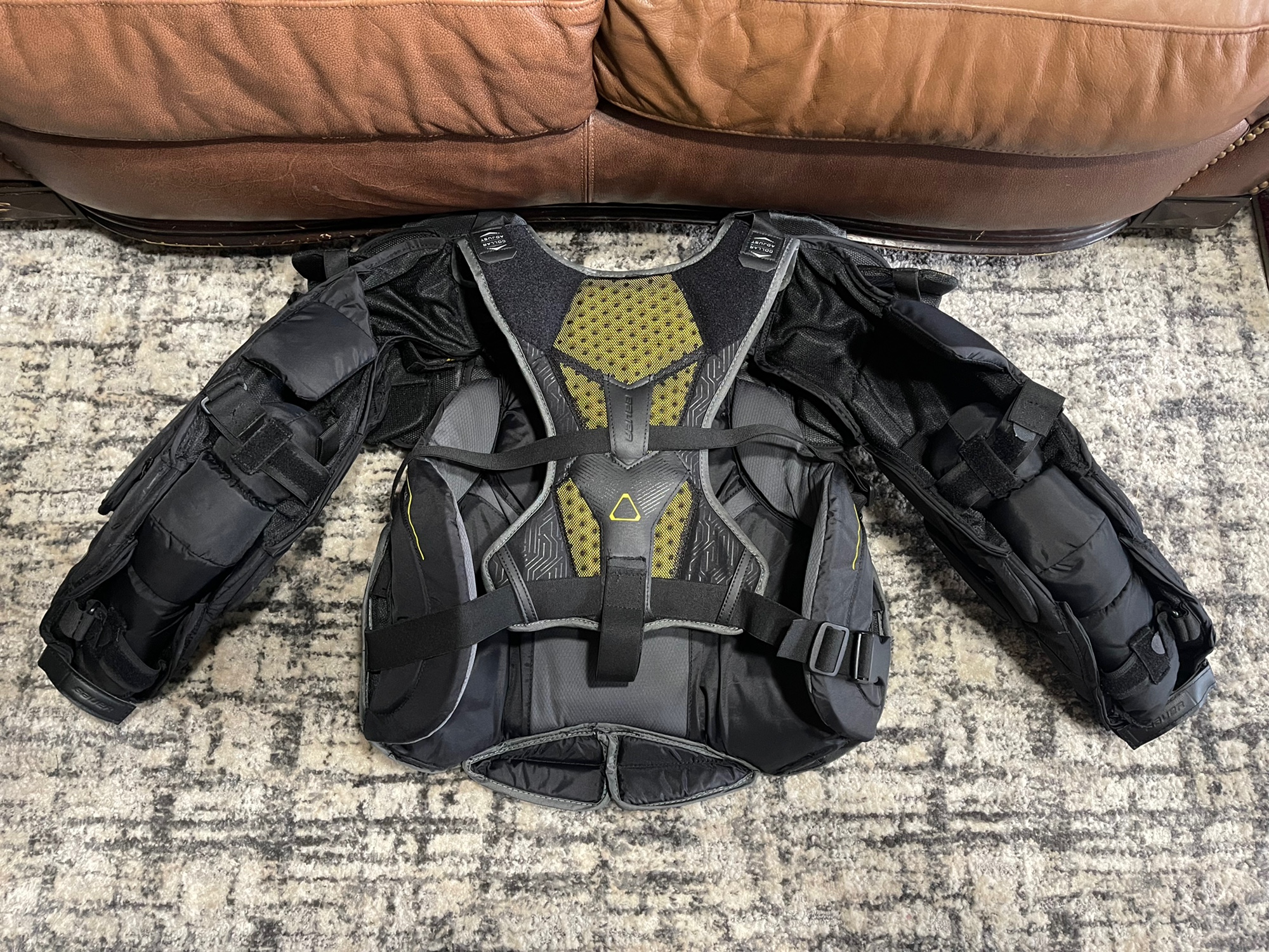 Like New Medium Bauer Supreme MACH Goalie Chest Protector | SidelineSwap