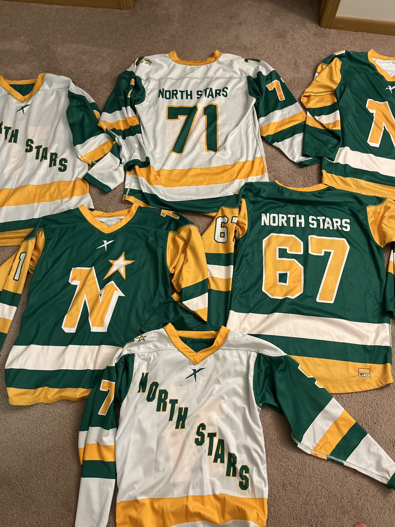 North stars jersey Reversible set (13 Total in bundle) | SidelineSwap