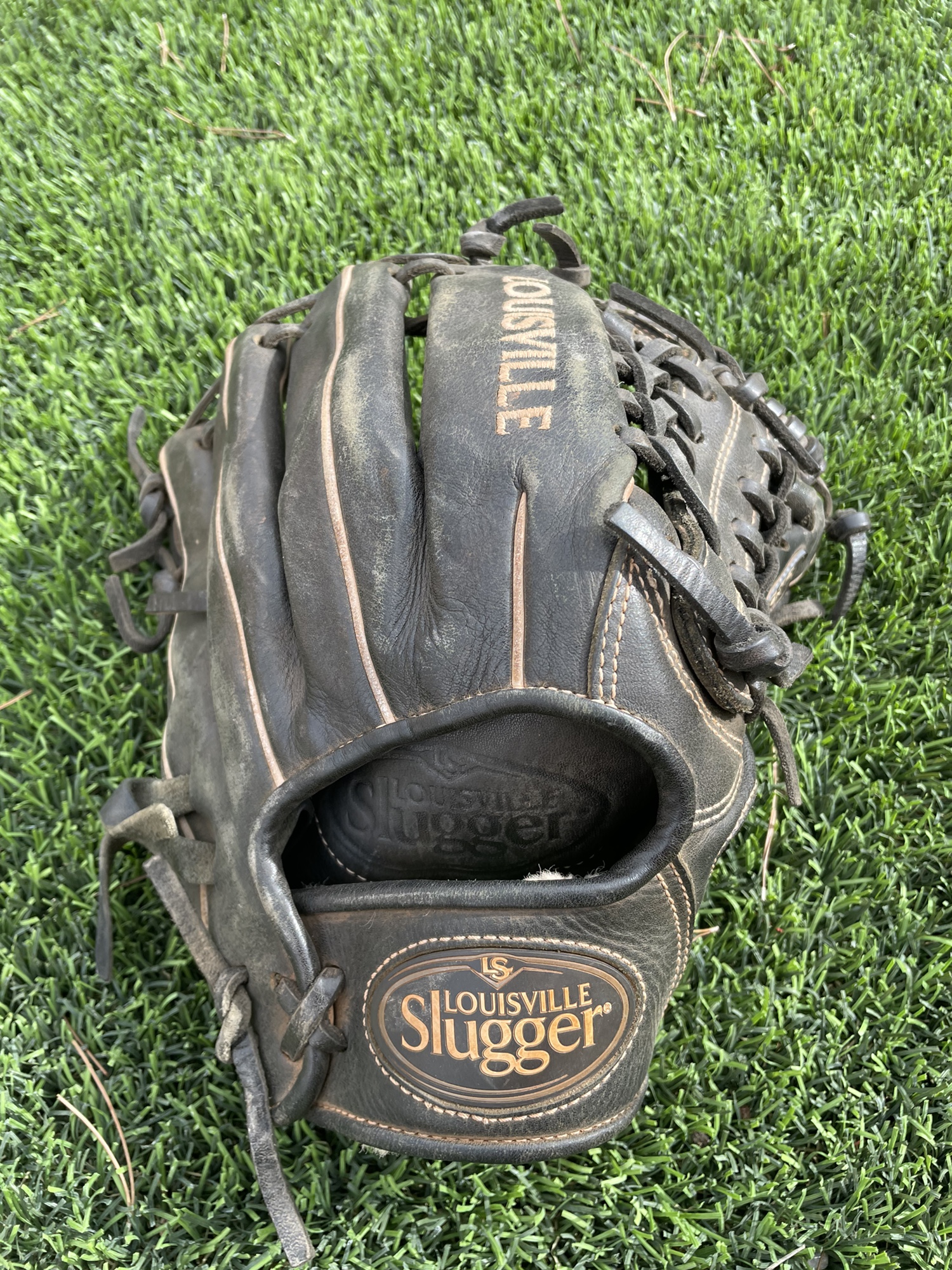 Louisville Slugger Type F Flare Design Pro Flare Series 11 1/2 ...
