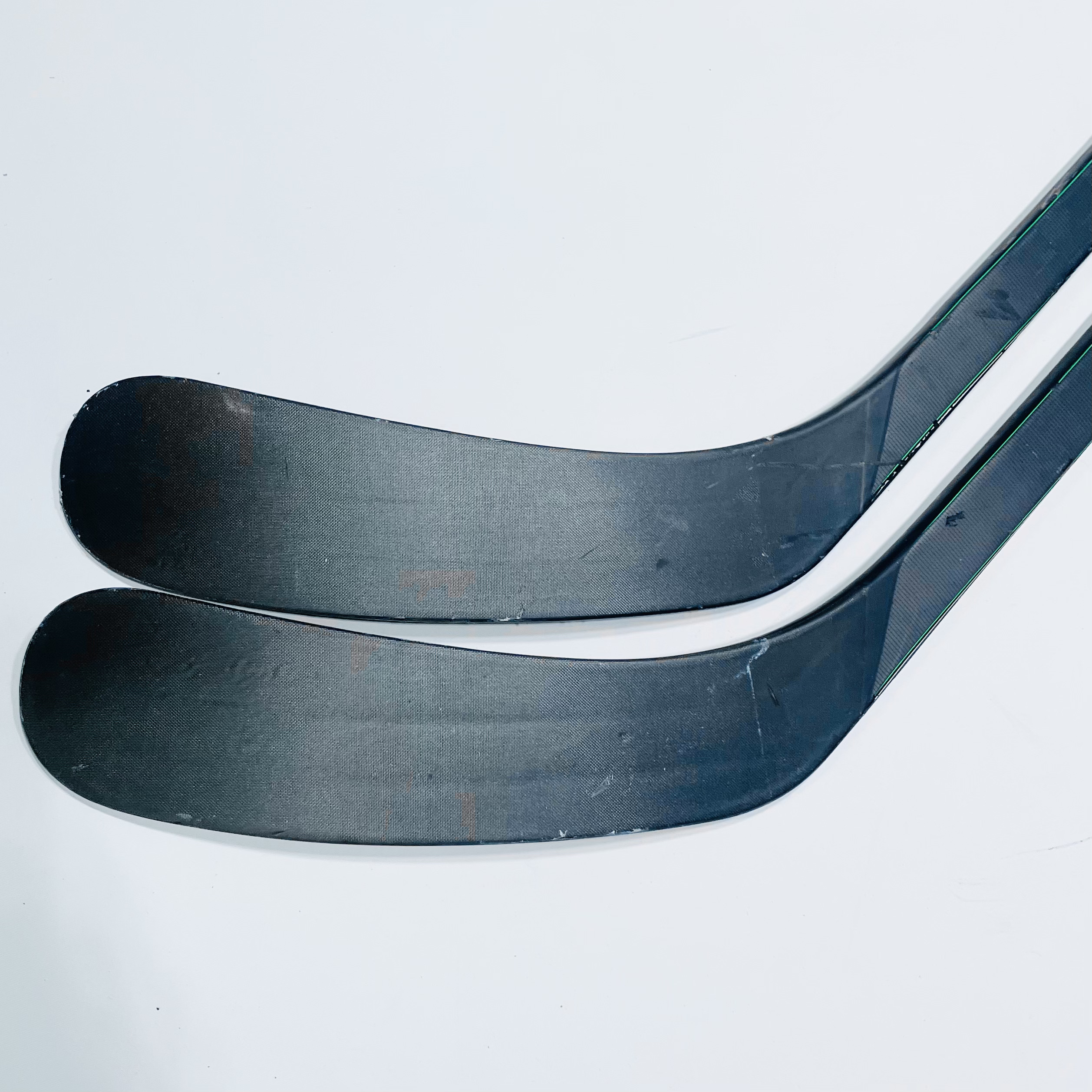 2 Pack CCM Ribcore Trigger 4 Pro Hockey Sticks-LH-P90-90 Flex-Stick' Em ...