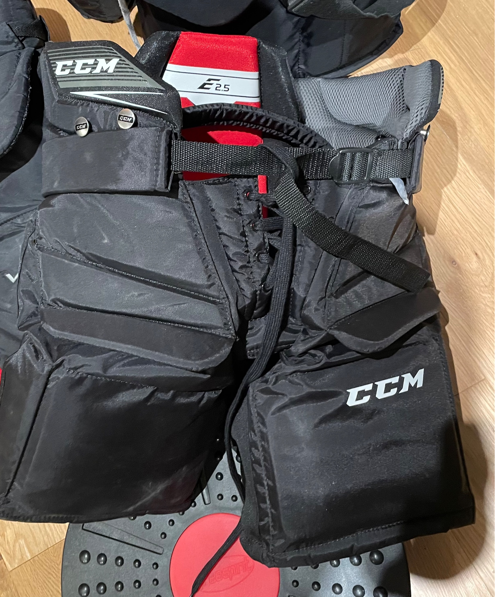 Used Large CCM E2.5 Hockey Goalie Pants | SidelineSwap