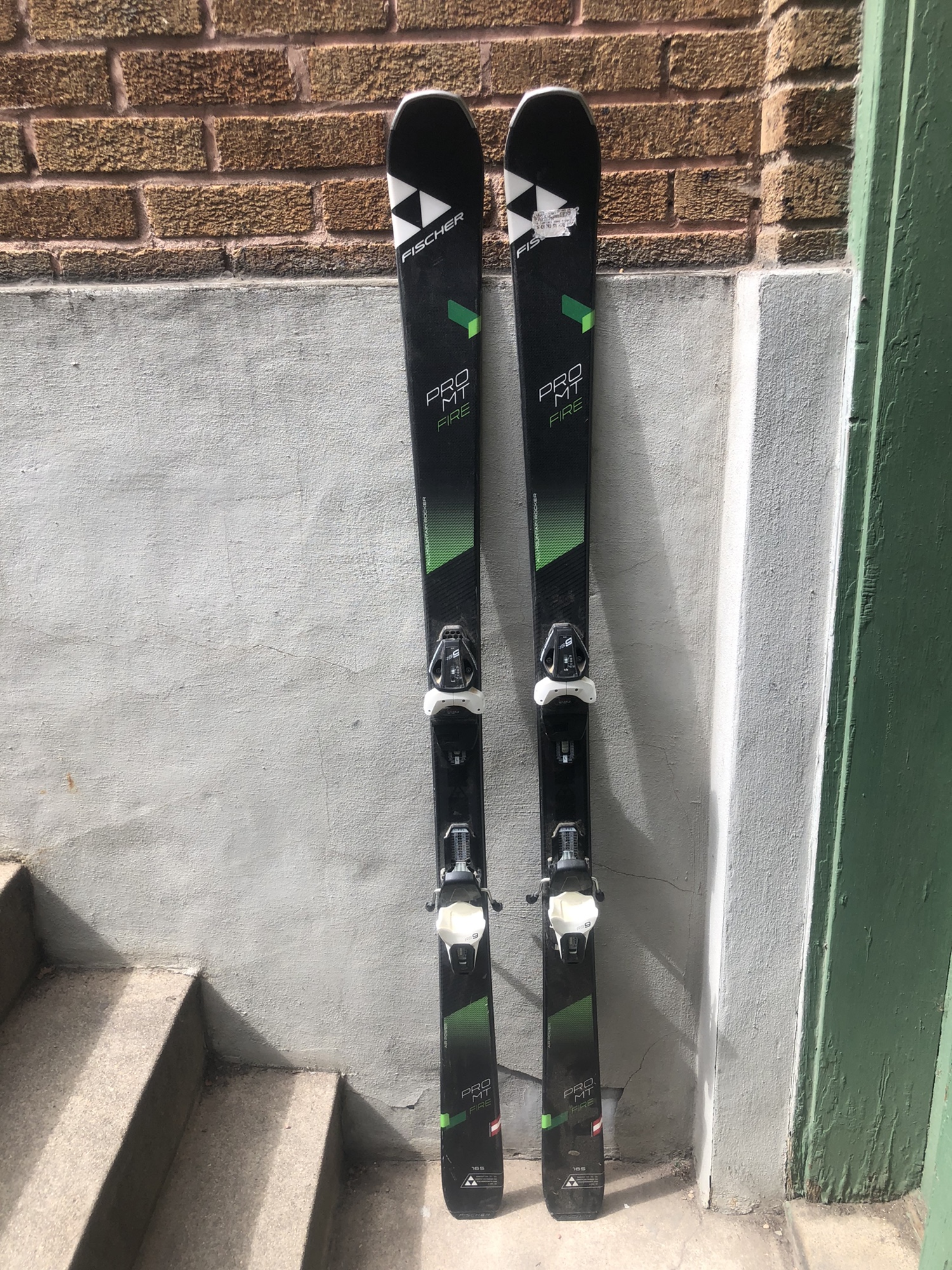 Fischer Pro MTN Fire 165cm with Adjustable Fischer RS9 Gripwalk ...