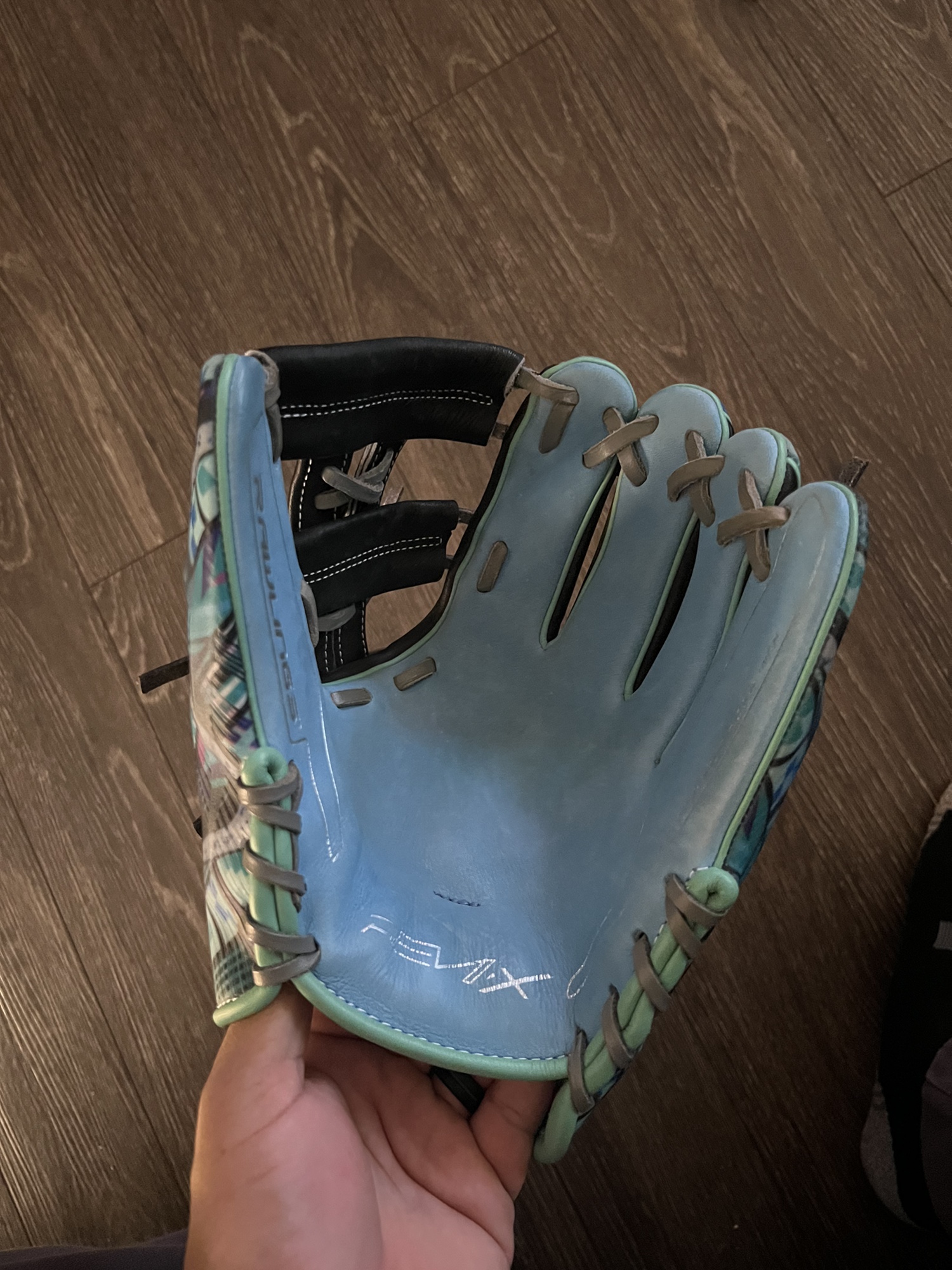 Used Infield 11.5" REV1X Baseball Glove | SidelineSwap