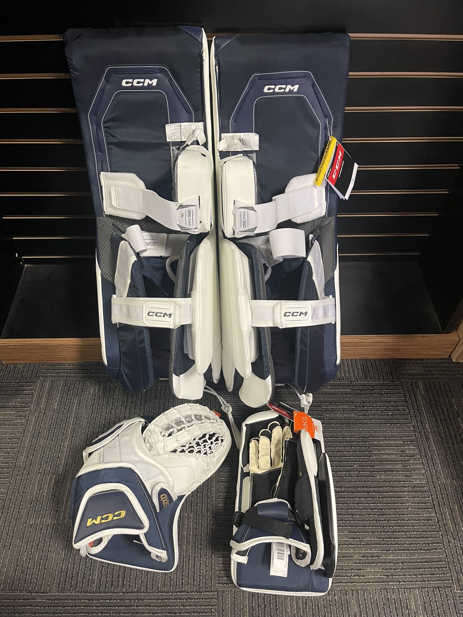 CCM AXIS 2 Pro Senior Goalie Full Set | SidelineSwap