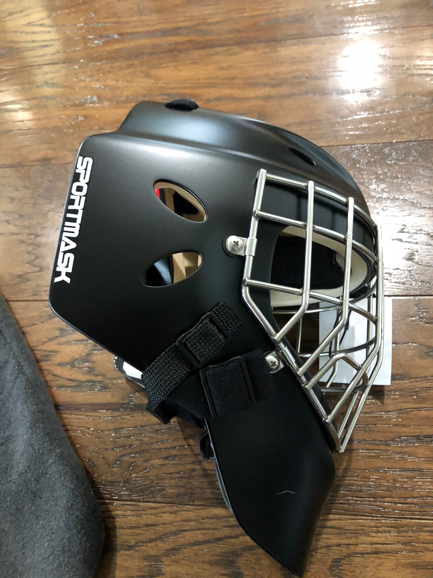 Senior New Sportmask Goalie Mask X8 MATTE SIZE SR M | SidelineSwap