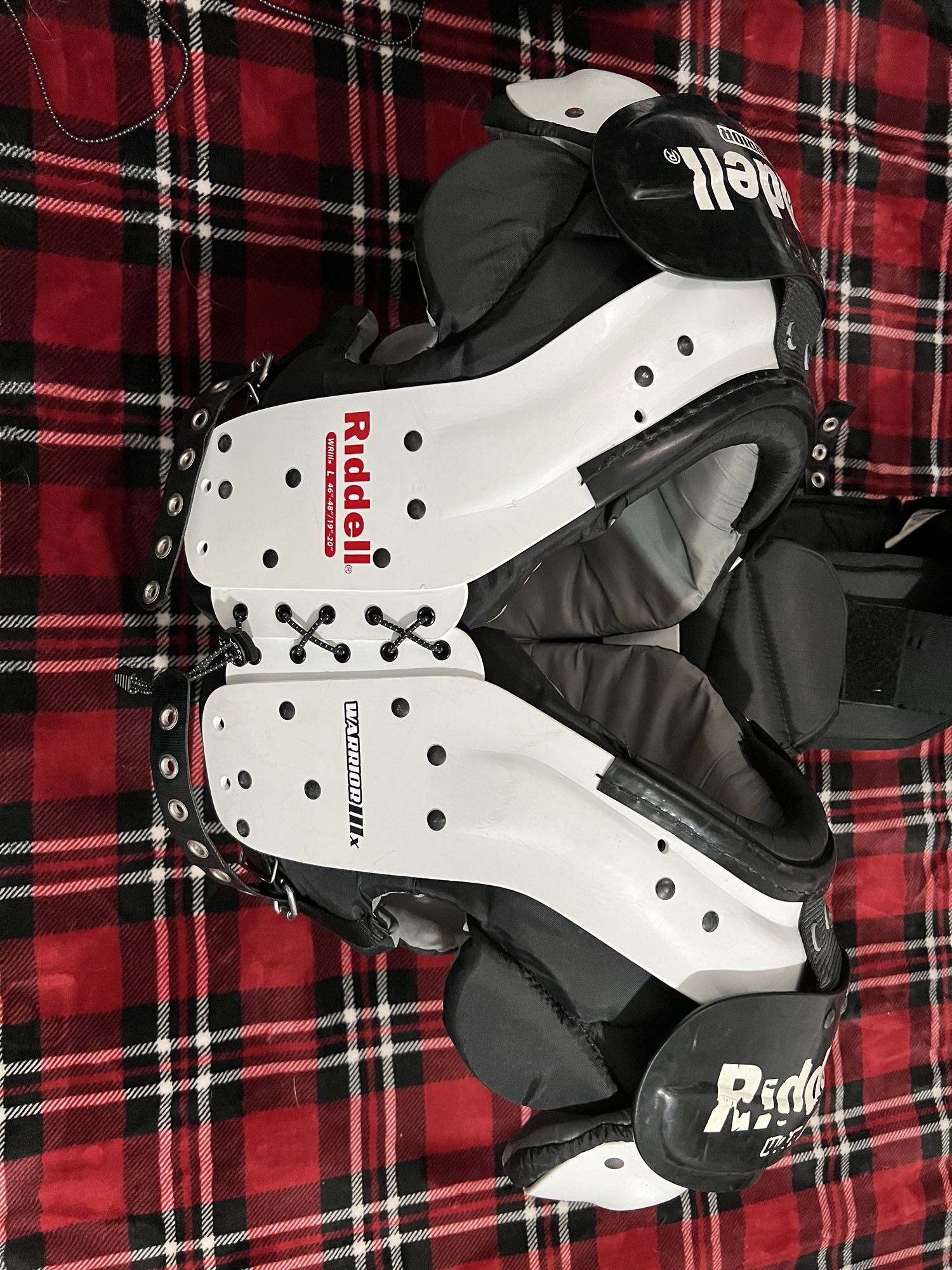 Riddell Warrior lllx Shoulder Pads | SidelineSwap