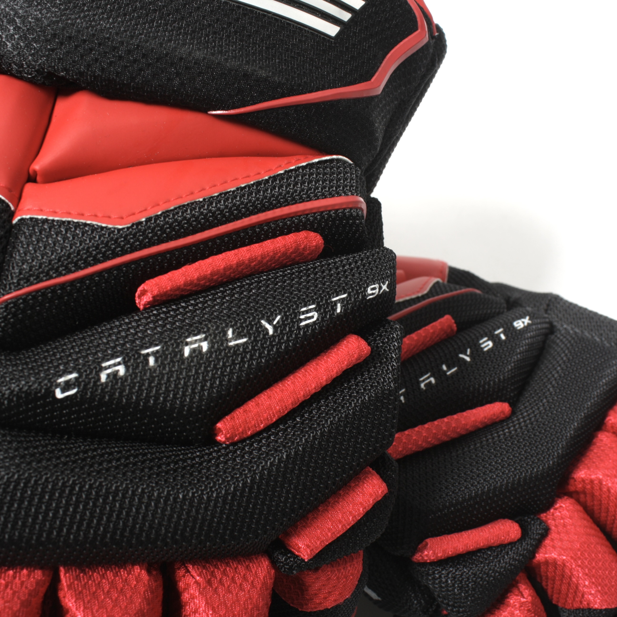 True Catalyst 9X Red and Black 15" - RC86 | SidelineSwap