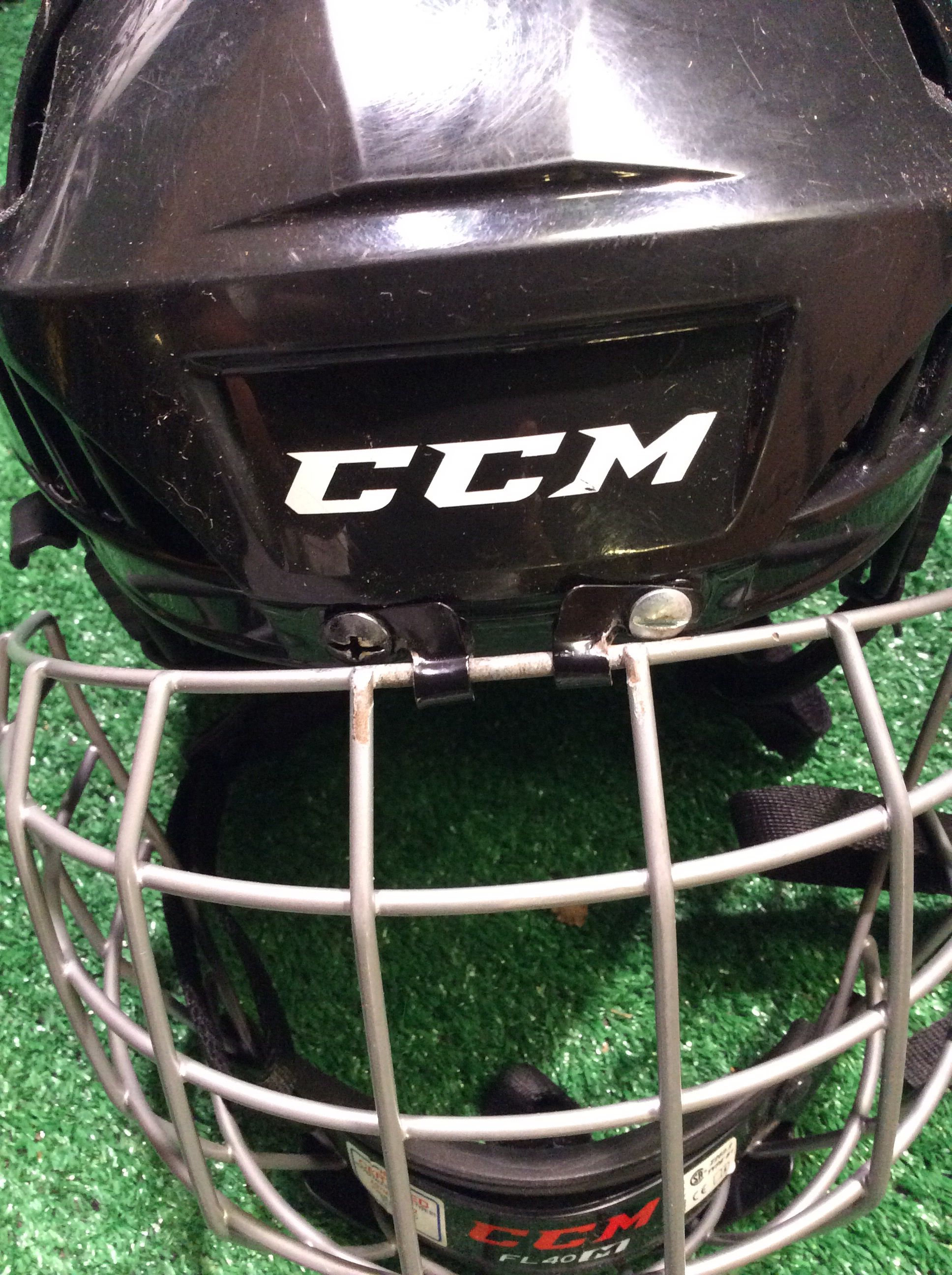Ccm FL40 Hockey Helmet Medium | SidelineSwap
