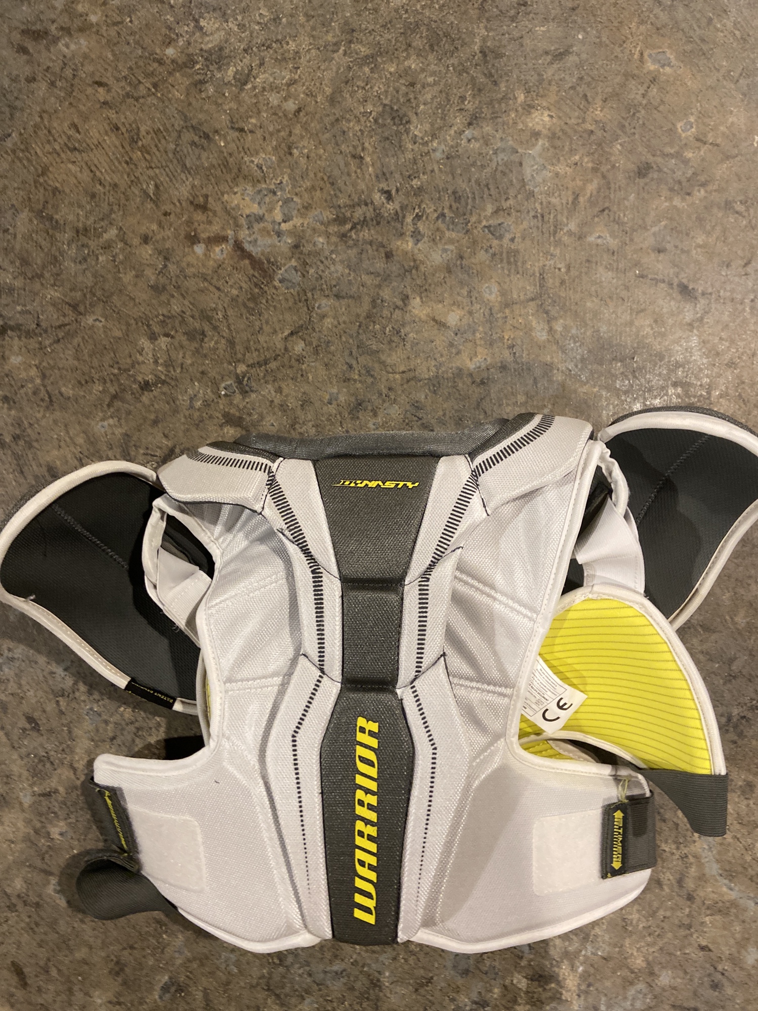 Large Warrior Dynasty AX2 Shoulder Pads | SidelineSwap