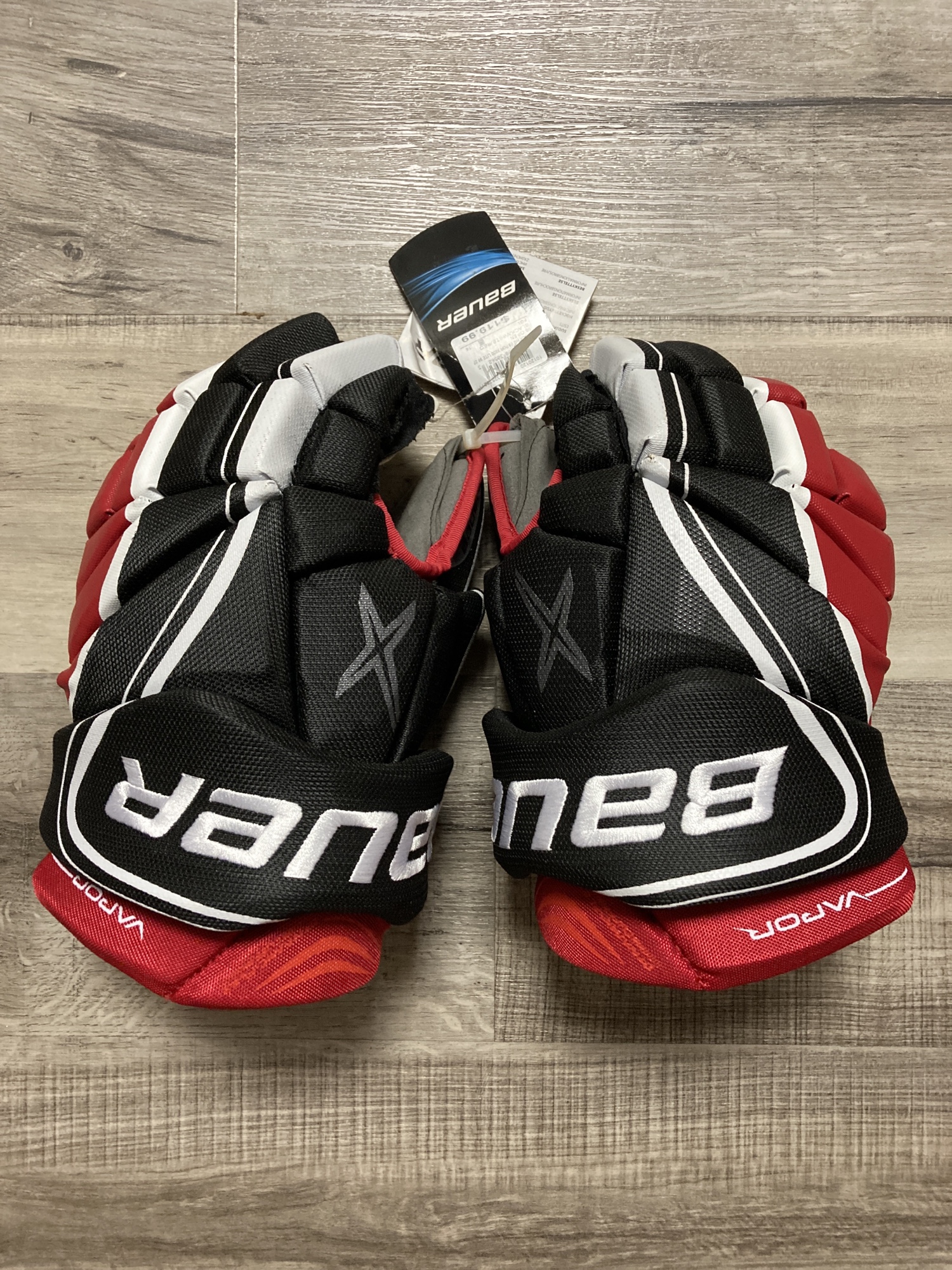 New 14” Blk/Red Bauer Vapor X800 Lite Senior Gloves | SidelineSwap