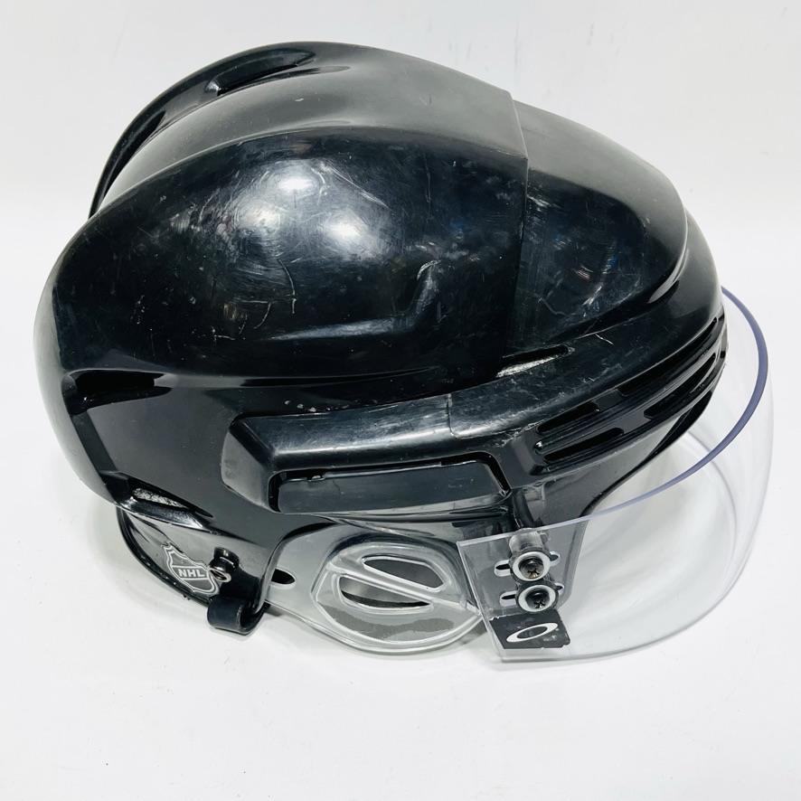 NHL Pro Stock Bauer 7500 Hockey Helmet-Medium-Oakley Visor | SidelineSwap
