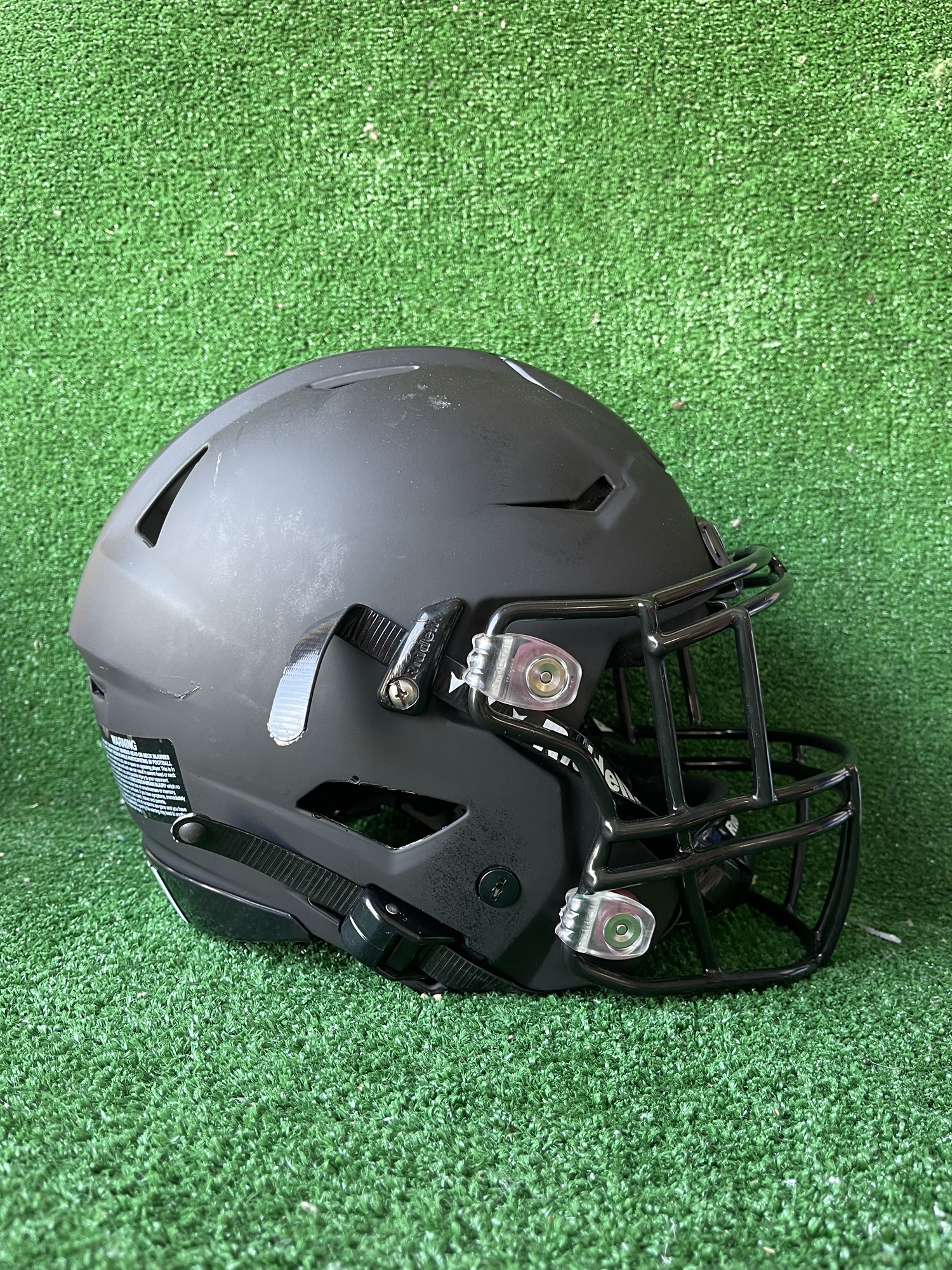 Adult Medium - Riddell Speedflex Football Helmet - Matte Black ...