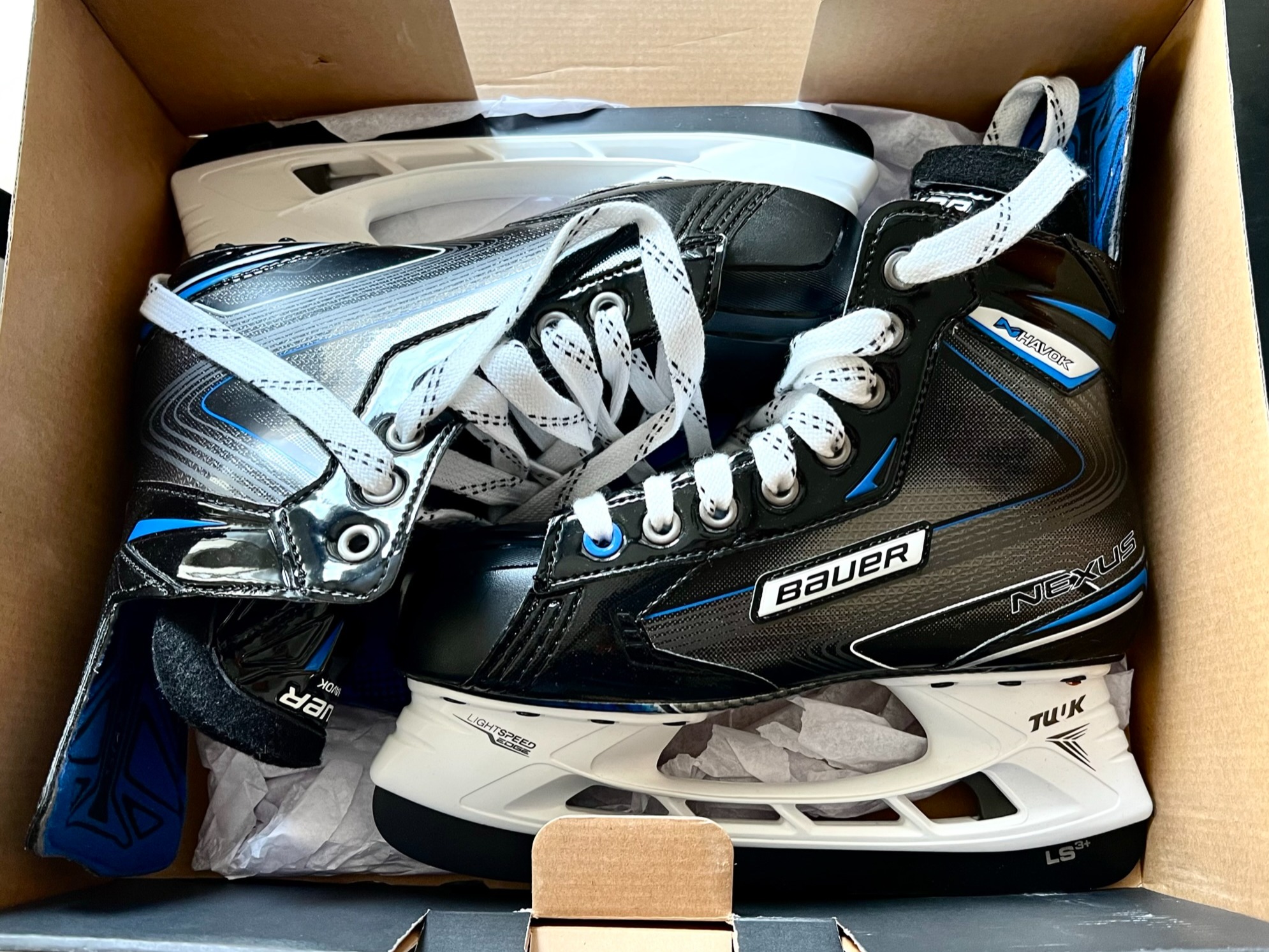 NEW Junior New Bauer Nexus Havok Hockey Skates Regular Width Size 4D(US ...
