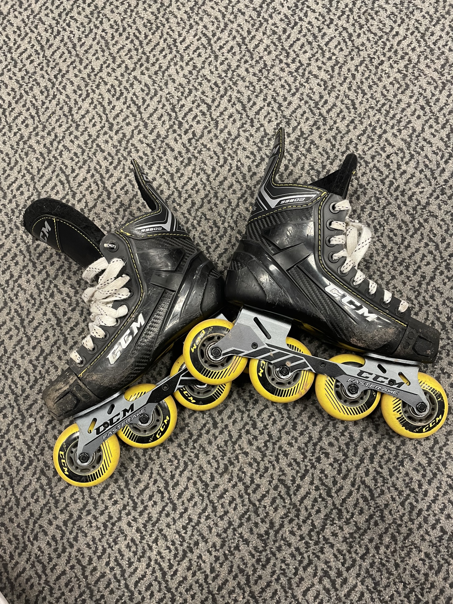 Used CCM 9350 size 3 roller hockey skates | SidelineSwap