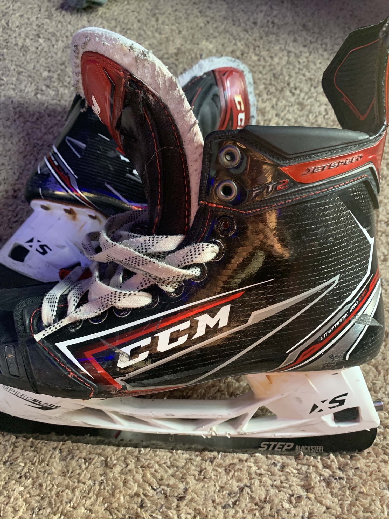 Ccm jet speed ft2 skates | SidelineSwap