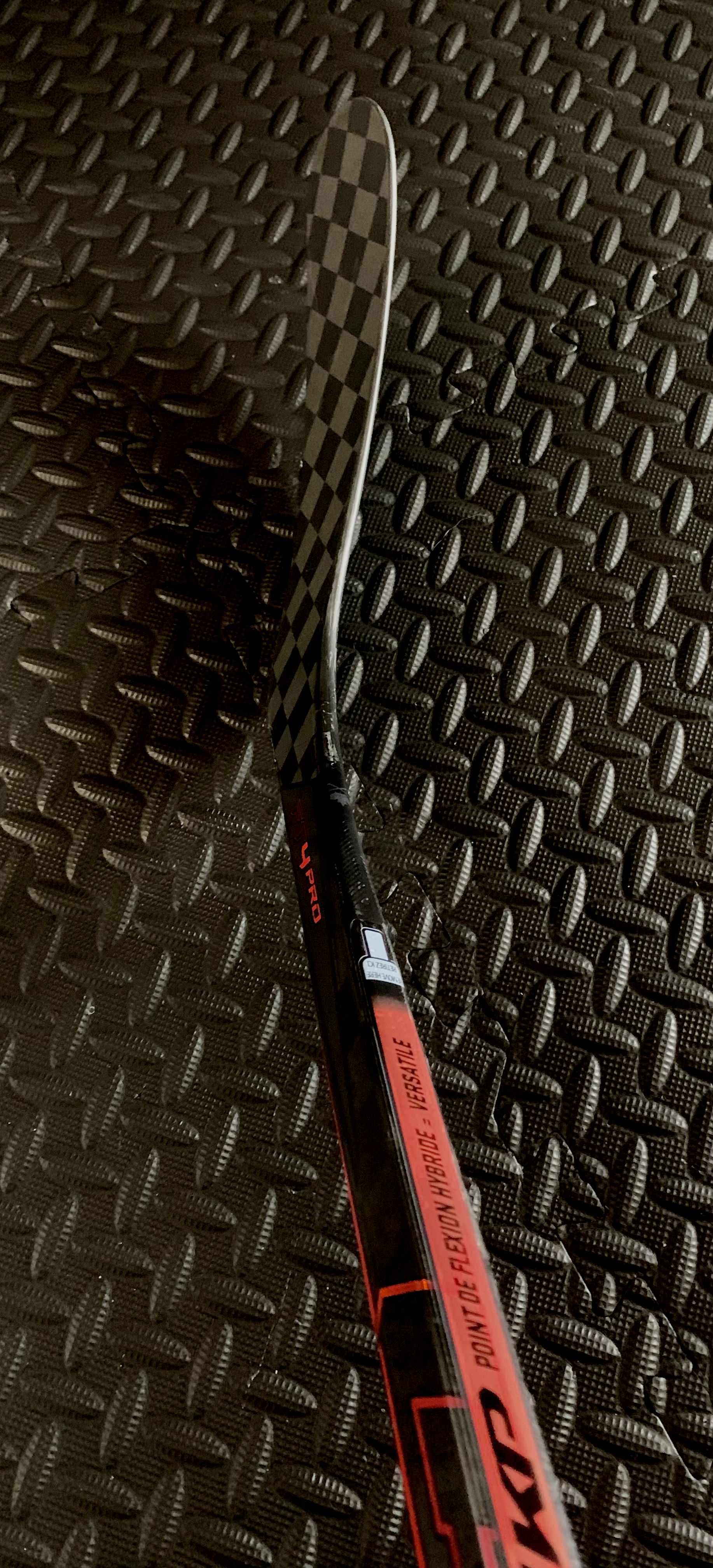 NEW Senior Right Hand | CCM Jetspeed FT4 Pro Hockey Stick | 85 Flex P29 ...