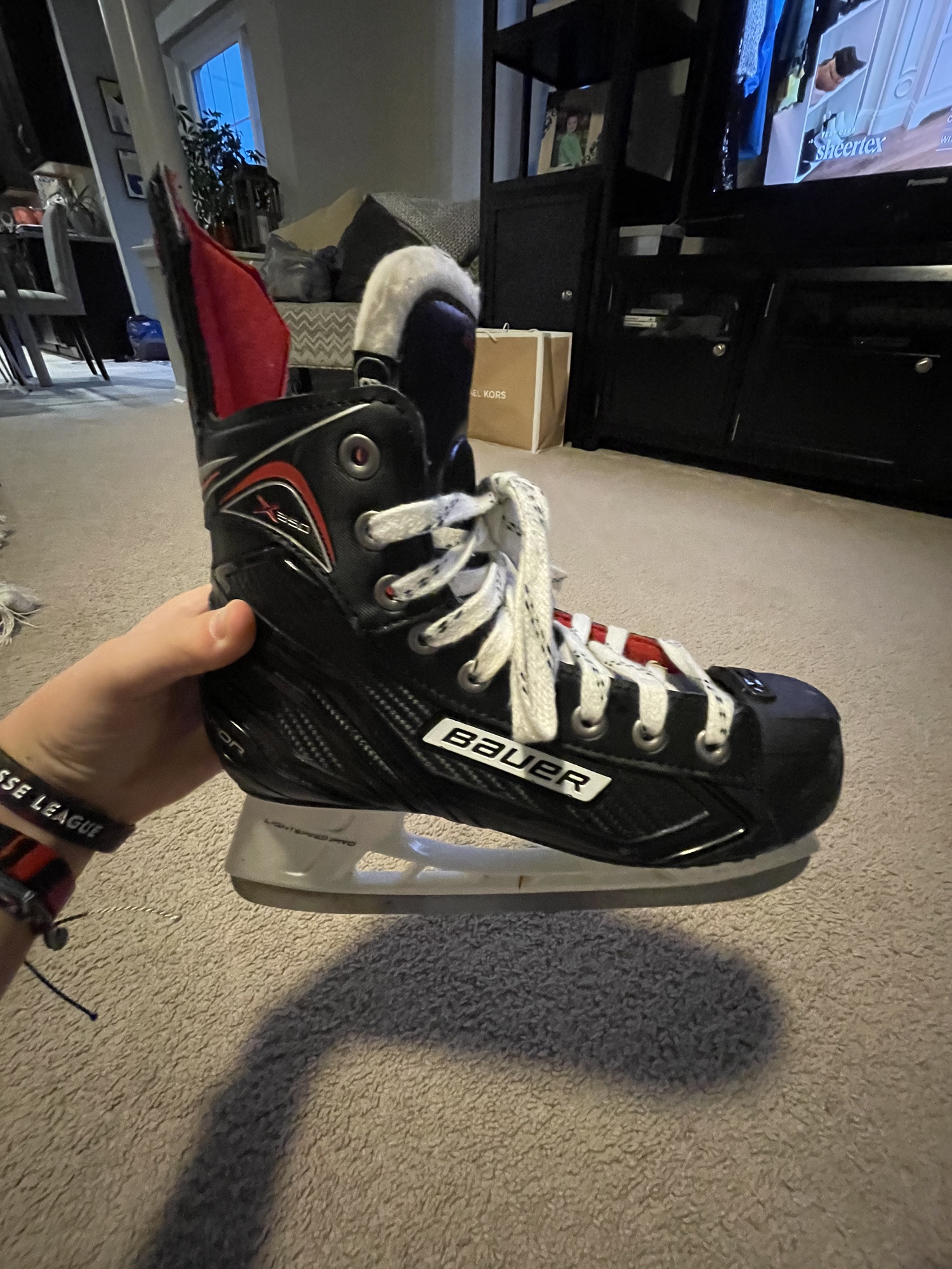 Used Bauer Regular Width Size 6 Vapor X350 Hockey Skates | SidelineSwap