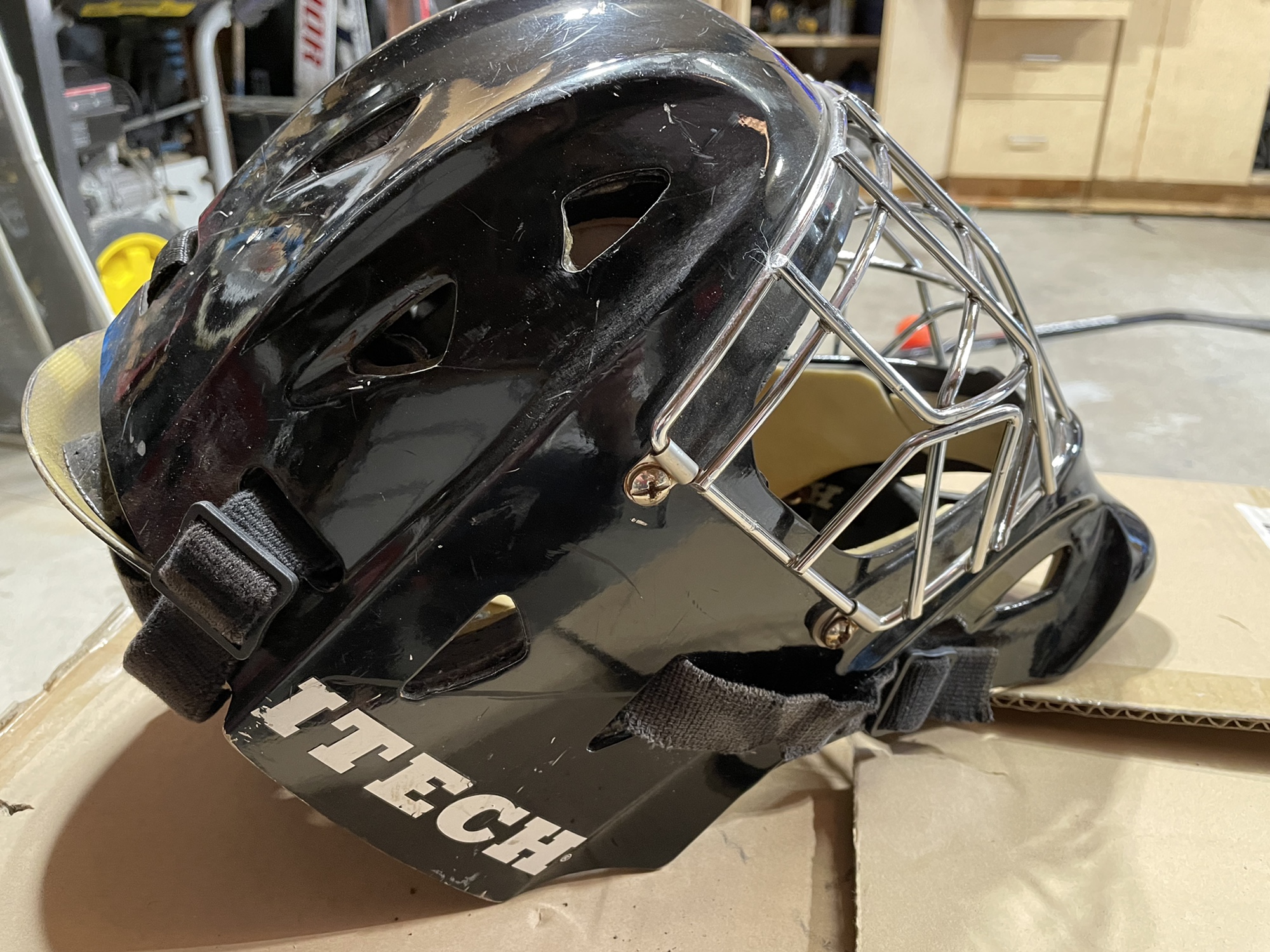 Used Itech Goalie Mask | SidelineSwap