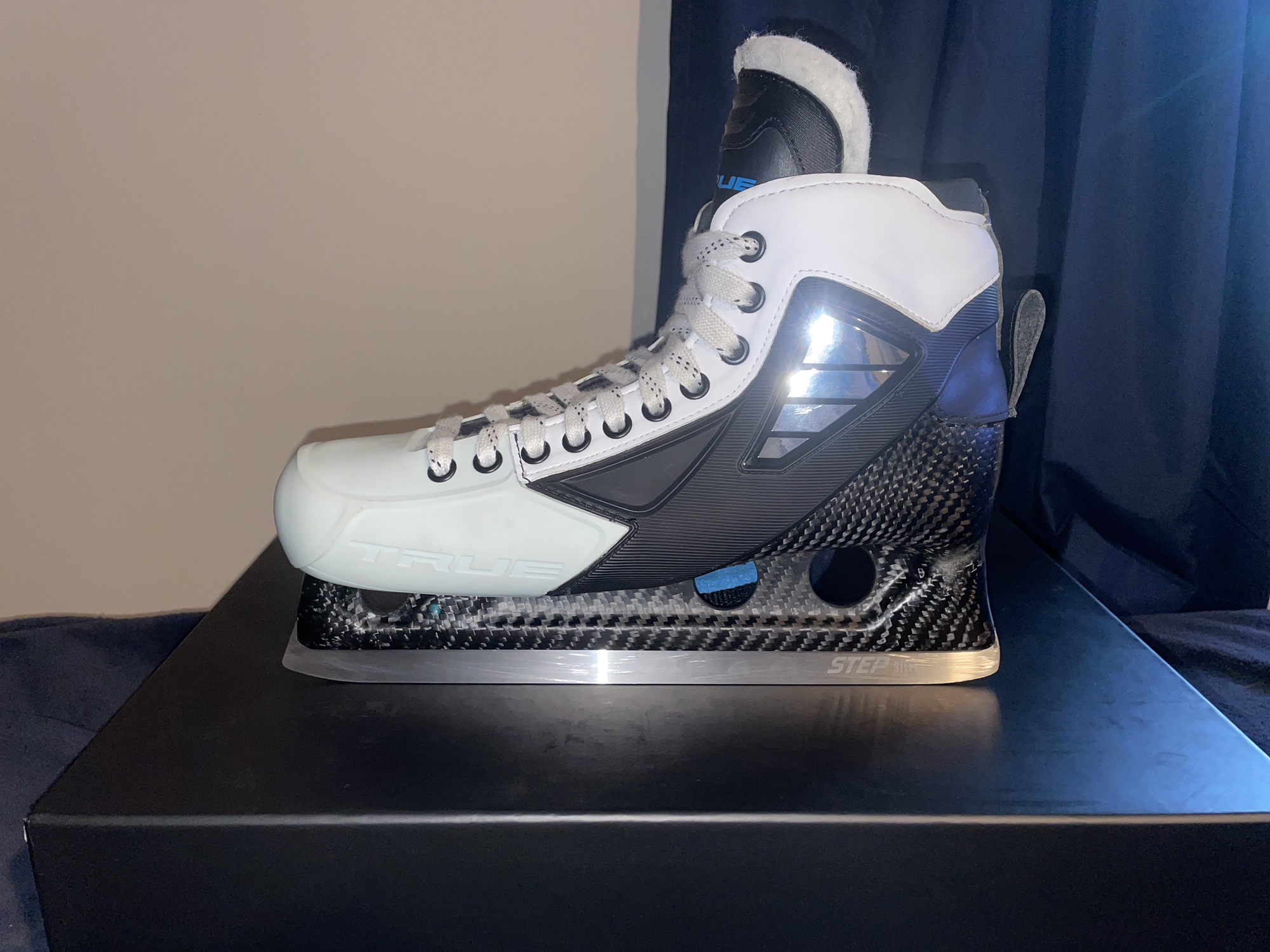 True One Piece Goalie Skates | SidelineSwap