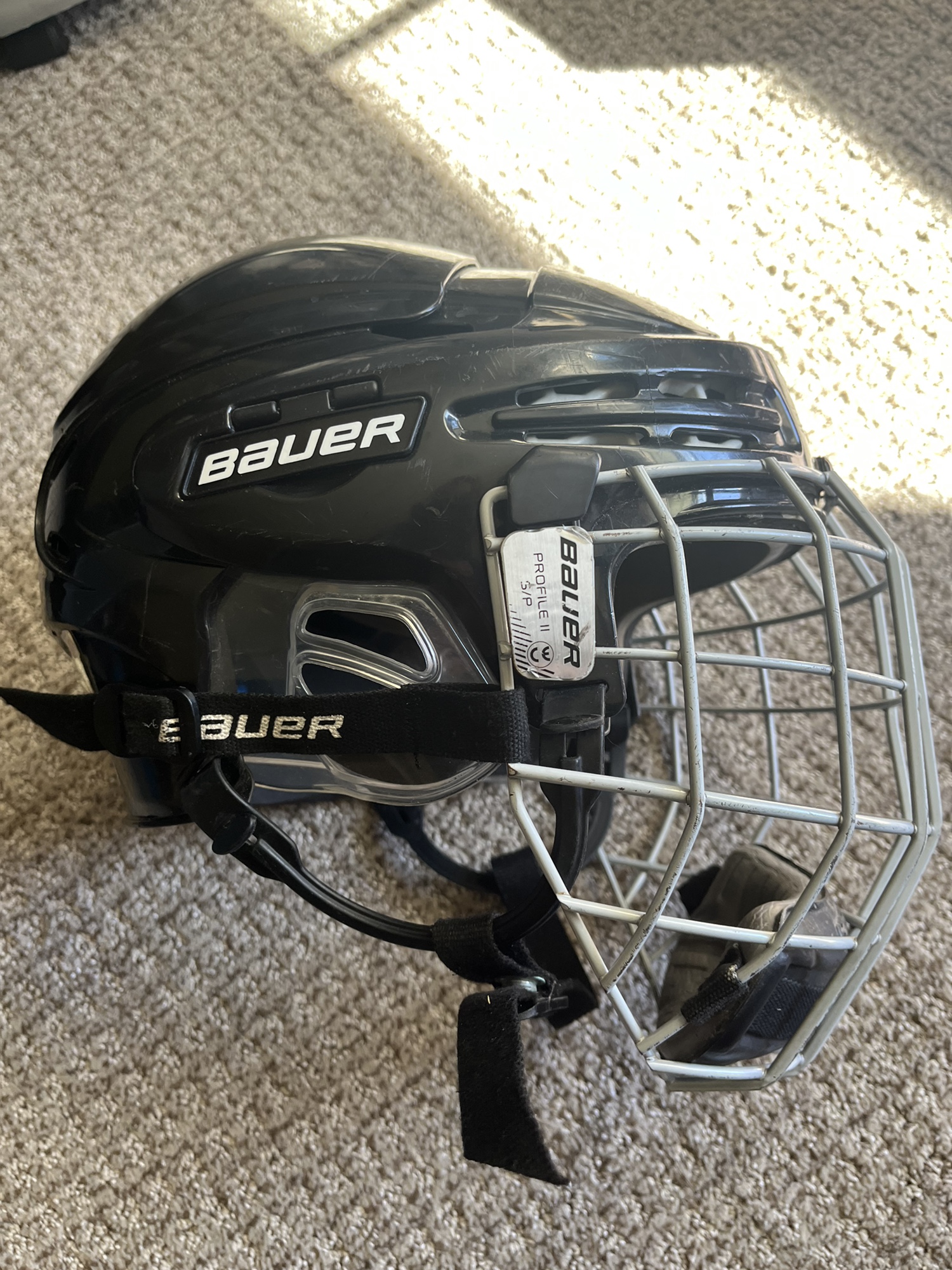 Bauer BHH5100 hockey helmet | SidelineSwap