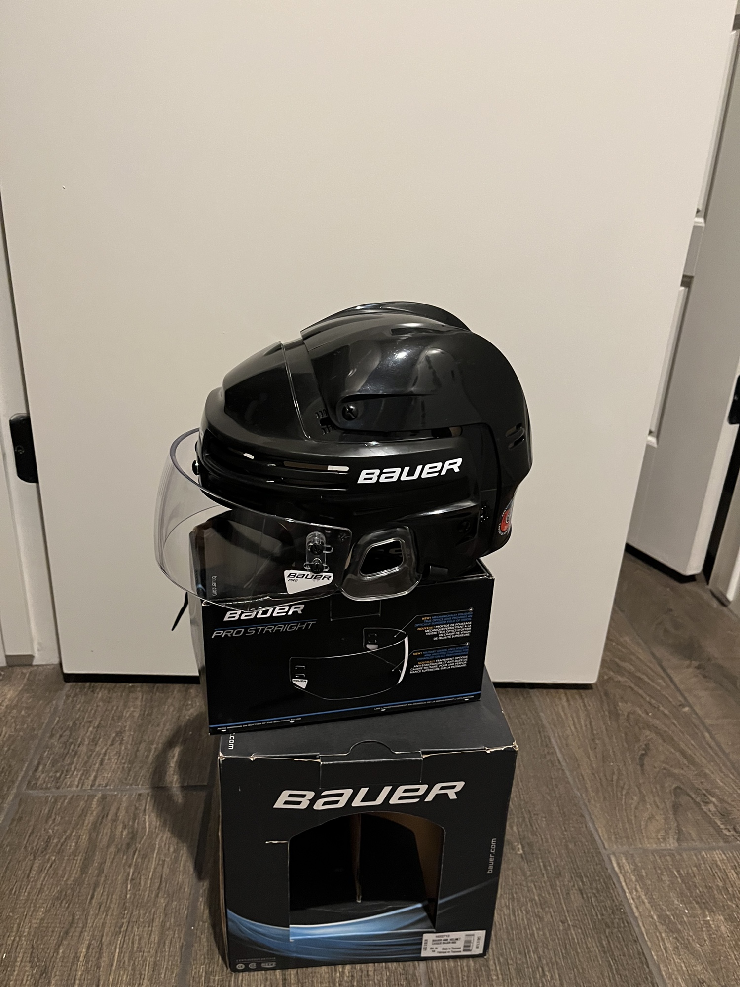 New Medium Bauer 4500 Helmet with Bauer Pro Straight Visor | SidelineSwap
