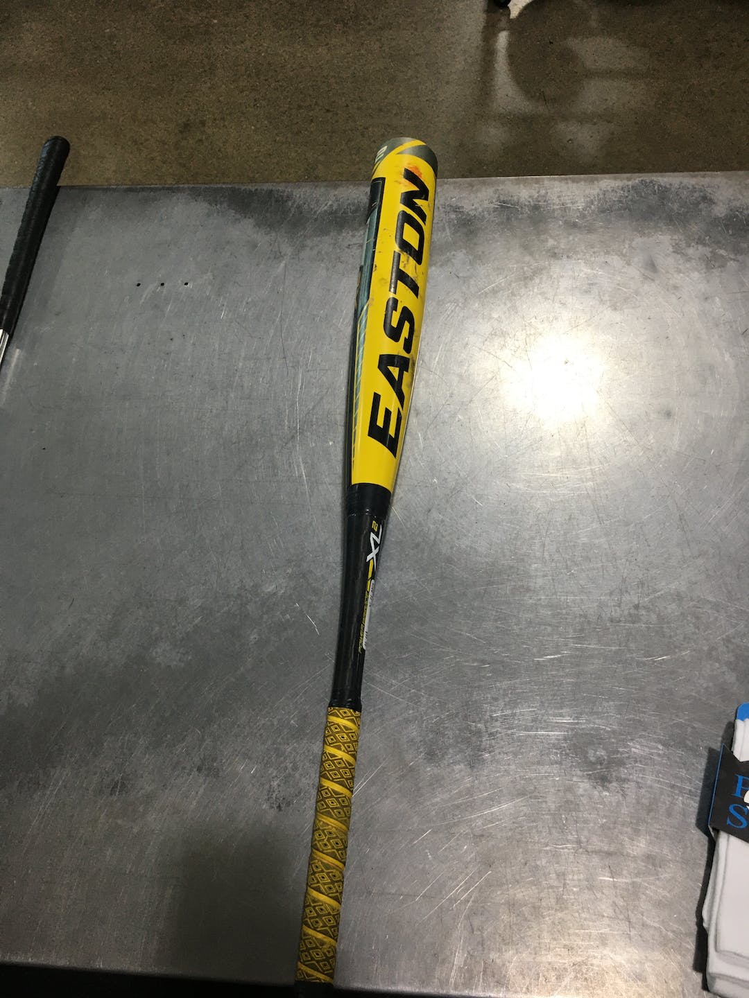 Used Easton Xl2 33" -3 Drop High School Bats | SidelineSwap