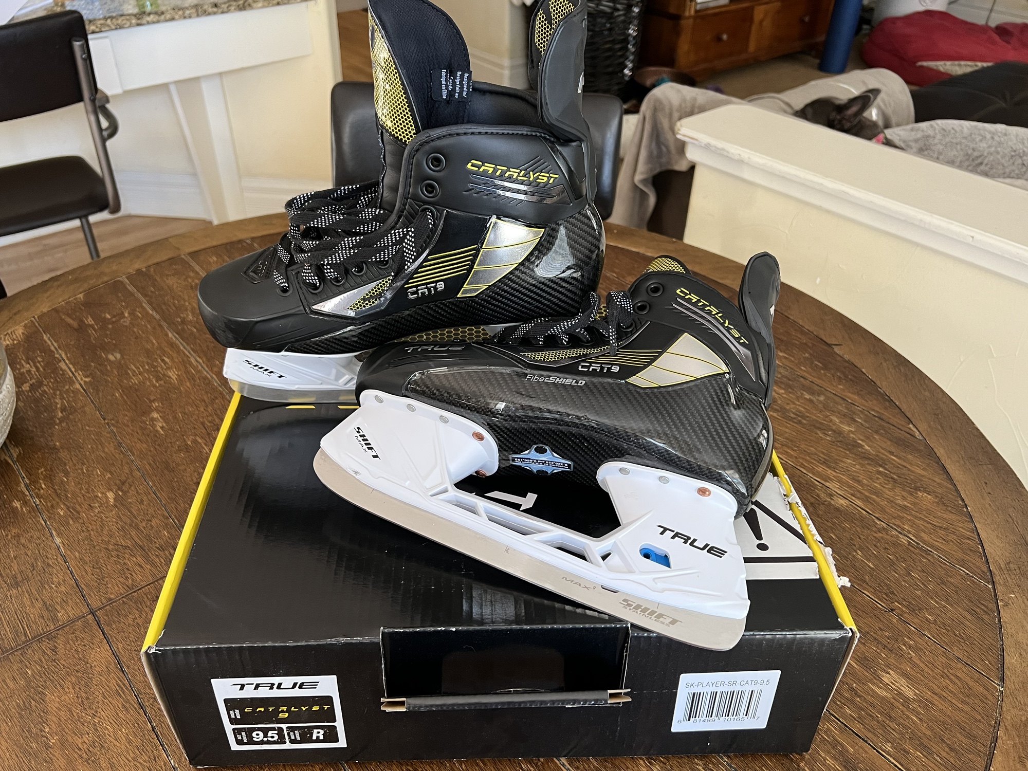 TRUE CATALYST 9X HOCKEY SKATES | SidelineSwap