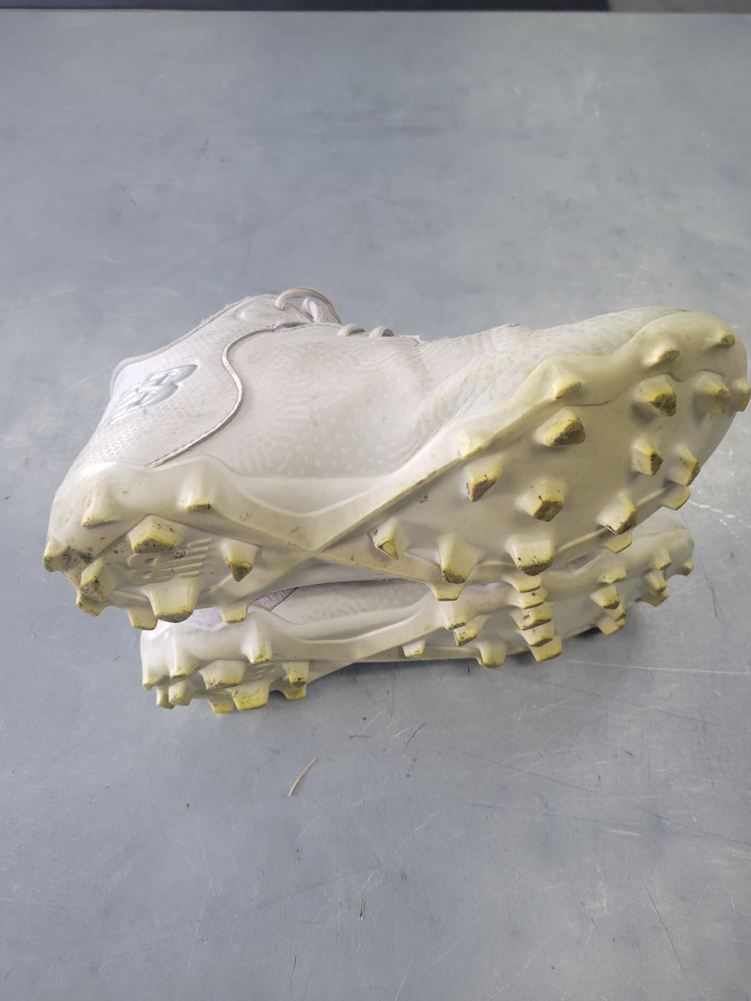 Used New Balance Senior 5 Football Cleats | SidelineSwap