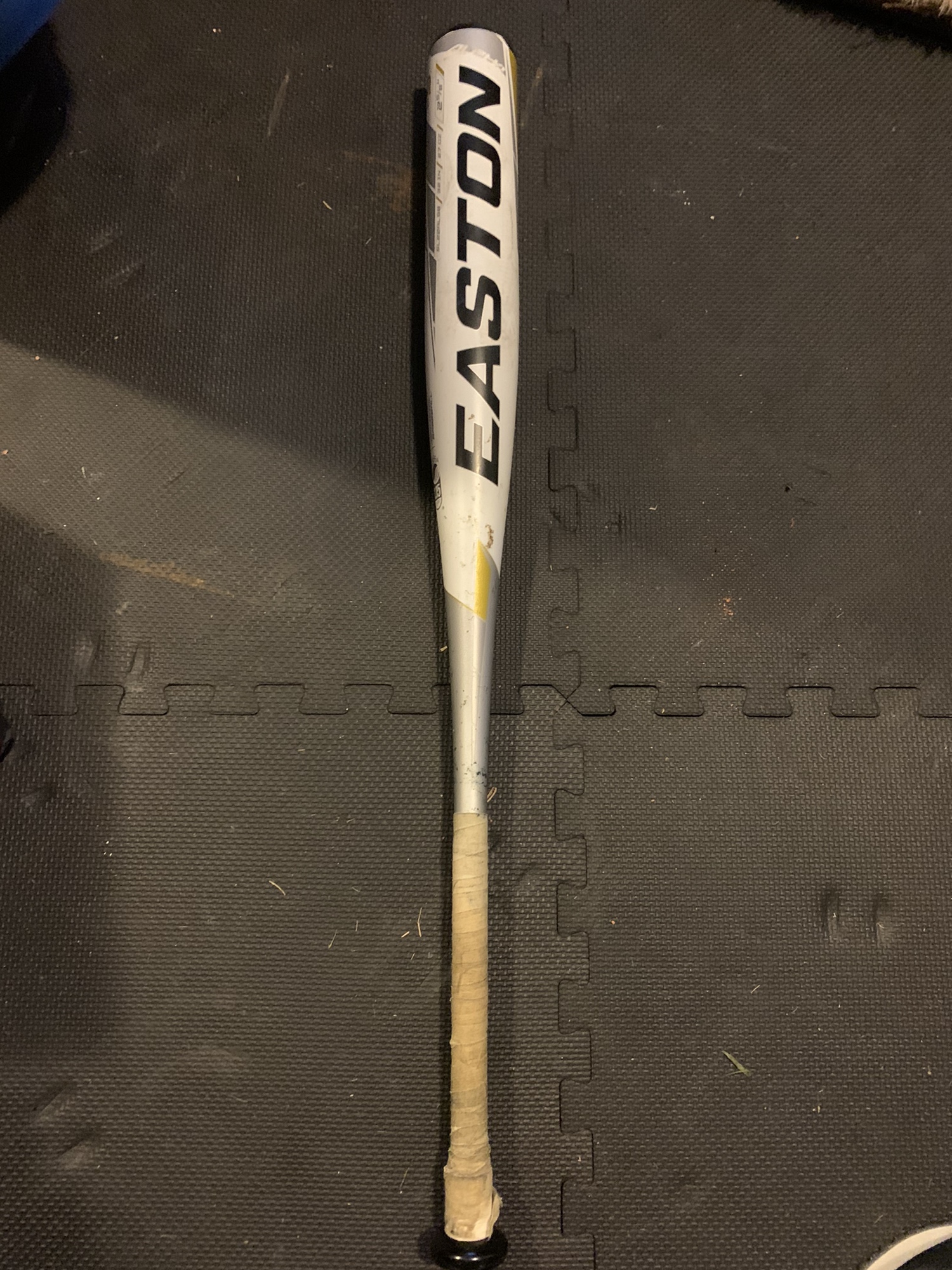 Used Easton (-5) 27 oz 32" Alpha 360 Bat | SidelineSwap