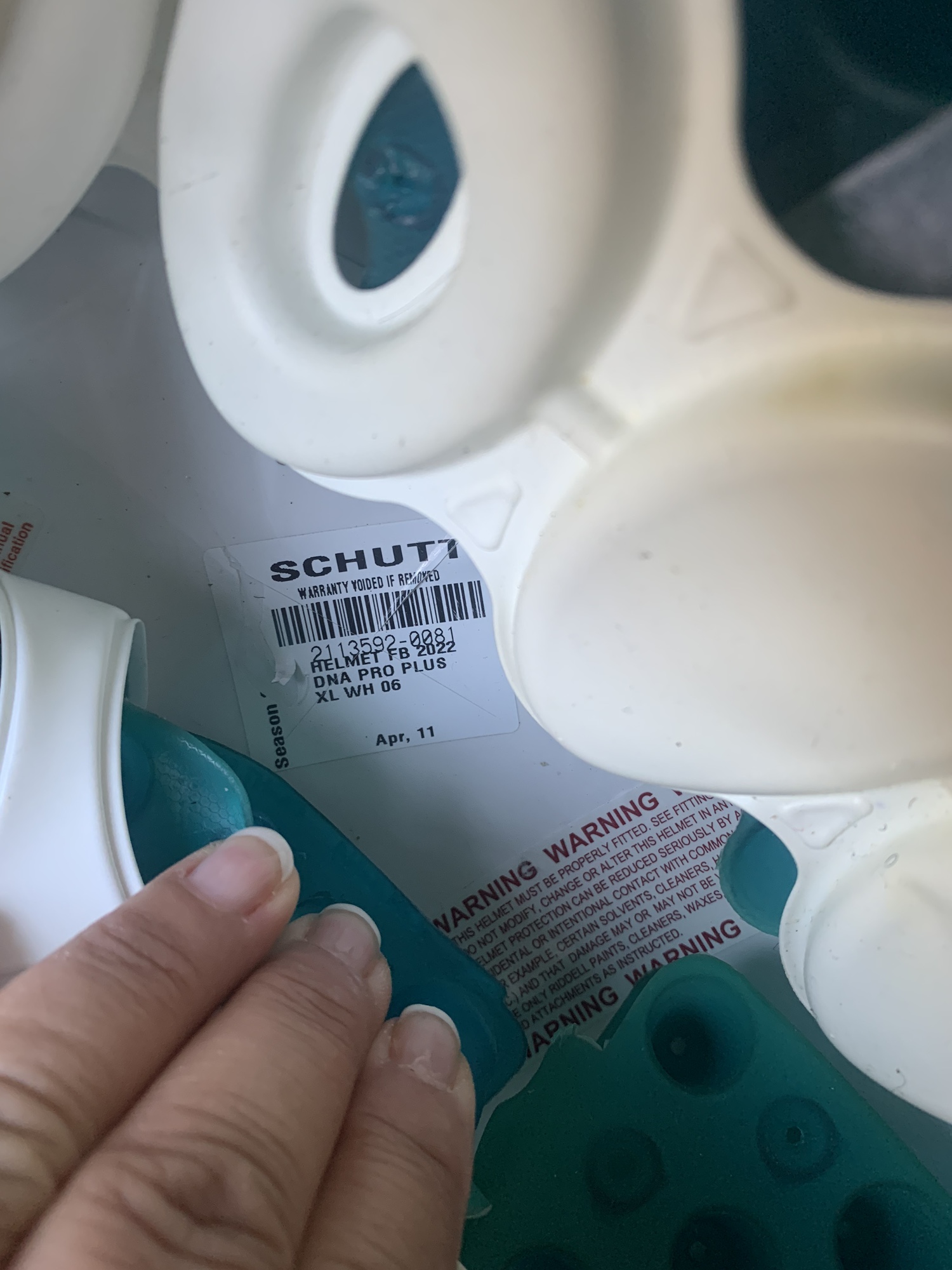 Adult XL - Schutt DNA Pro Plus Football Helmet - White | SidelineSwap