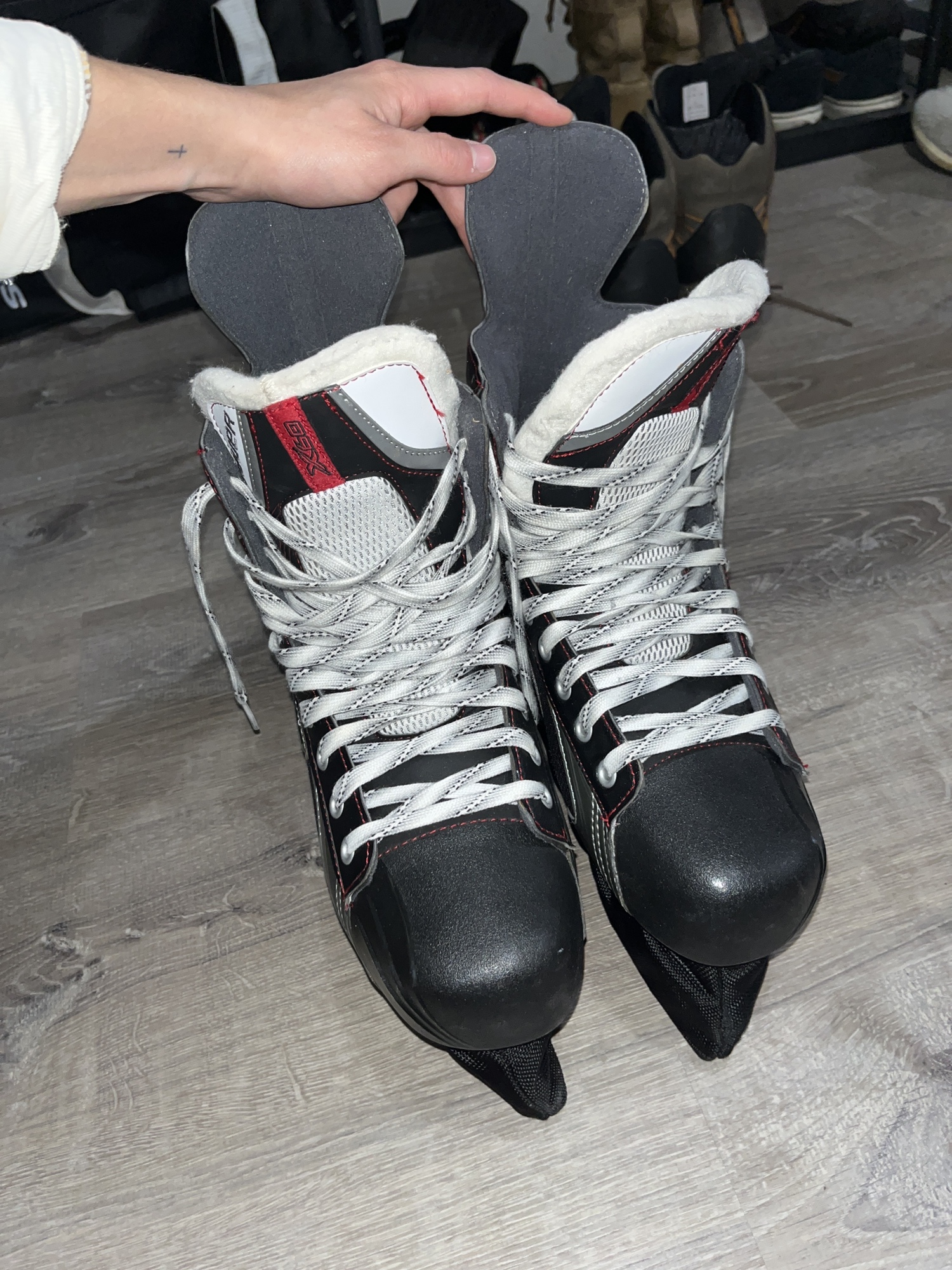 New Bauer Extra Wide Width Size 10.5 Vapor X60 Hockey Skates | SidelineSwap
