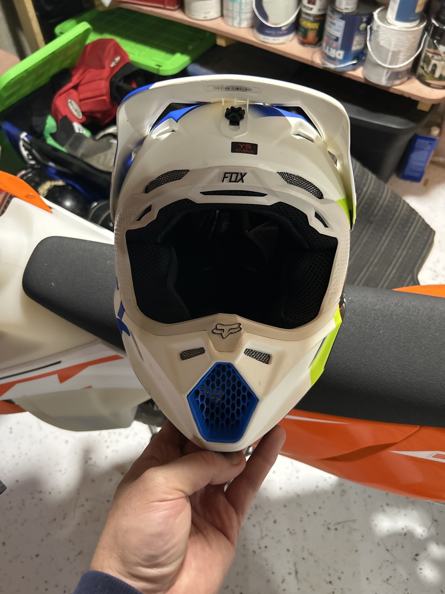 New Fox Helmet with MIPPS for kids | SidelineSwap