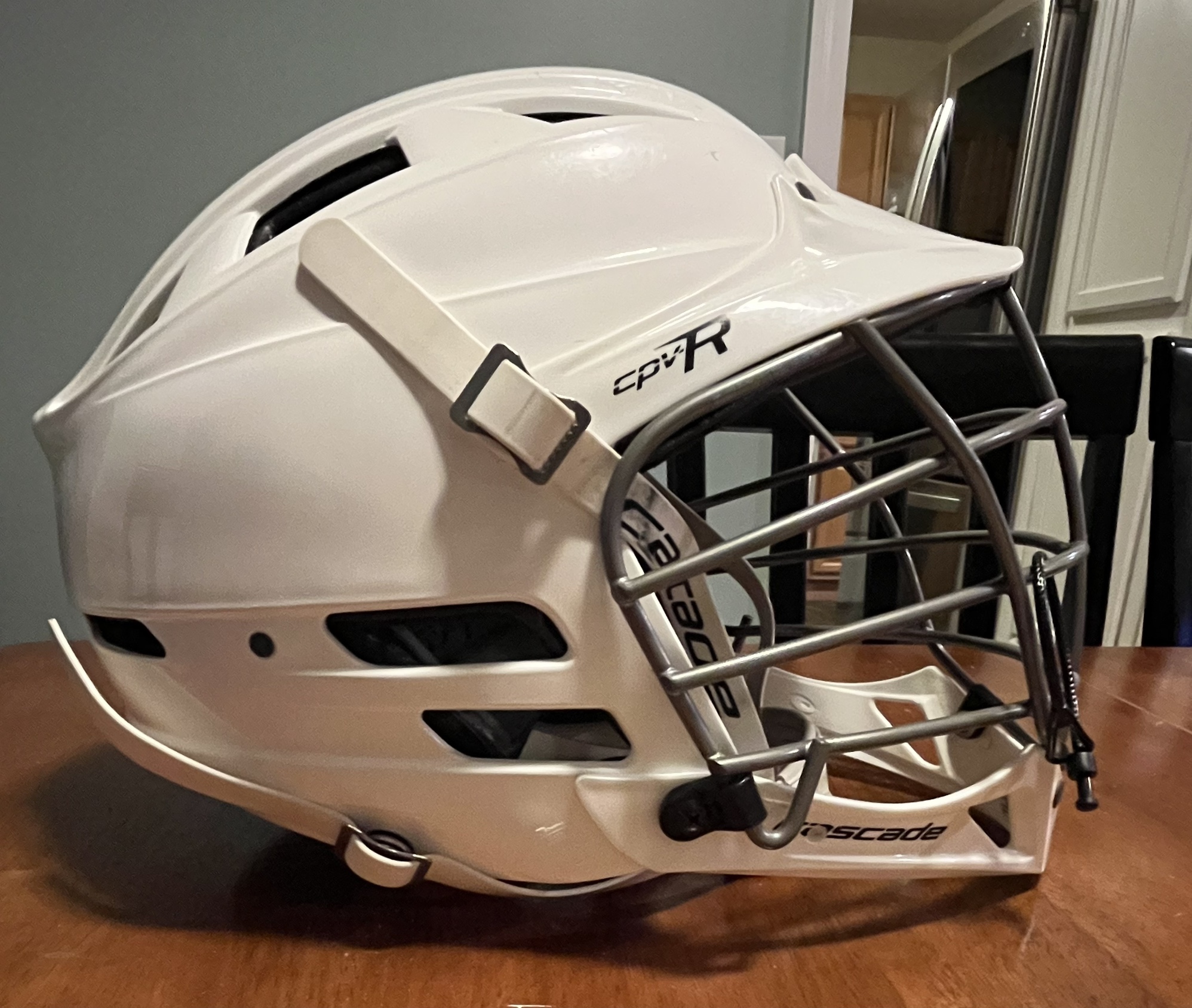 Player's Cascade CPV-R Helmet | SidelineSwap