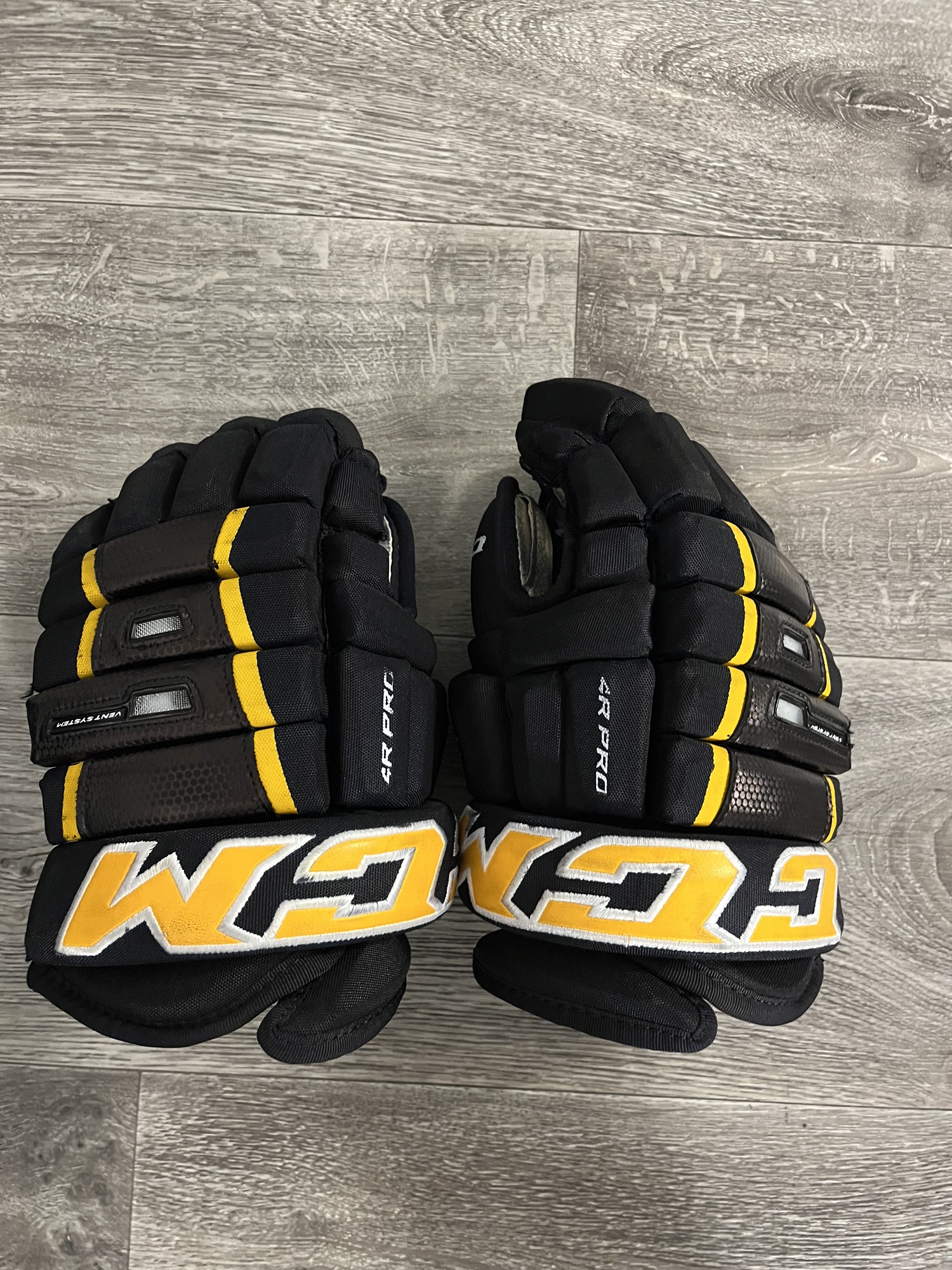 Ccm 4 roll pro 13” gloves | SidelineSwap