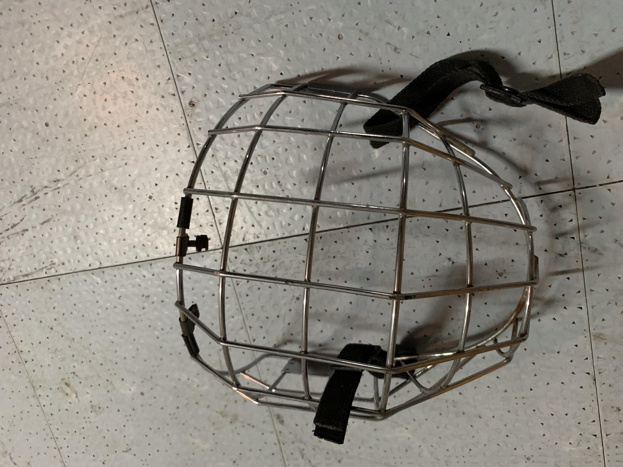 Large CCM Full Cage FM480 Facemask | SidelineSwap