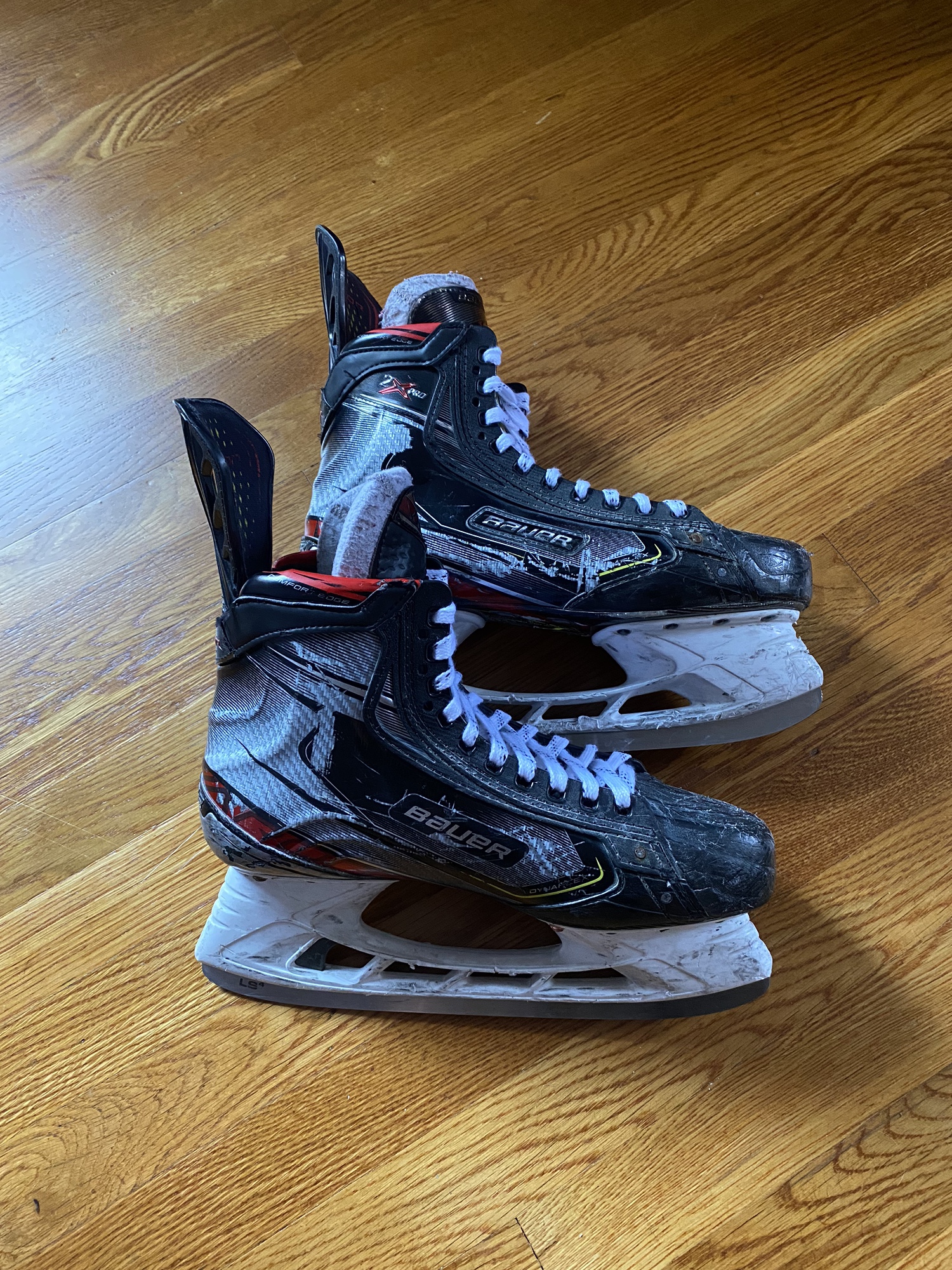 Used Bauer Extra Wide Width Size 9.5 Vapor 2X Pro Hockey Skates ...