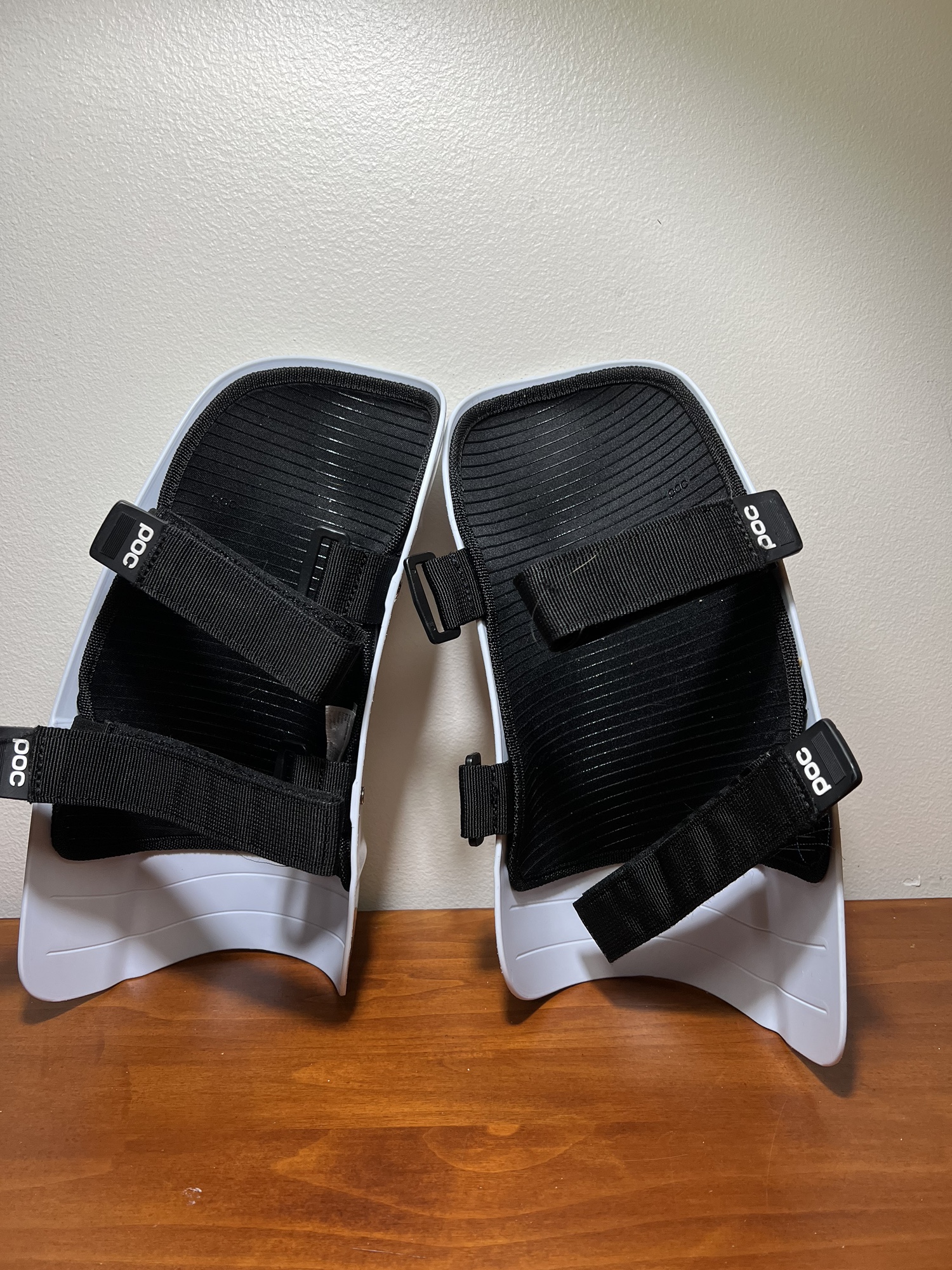 POC Shins Classic Jr. | SidelineSwap