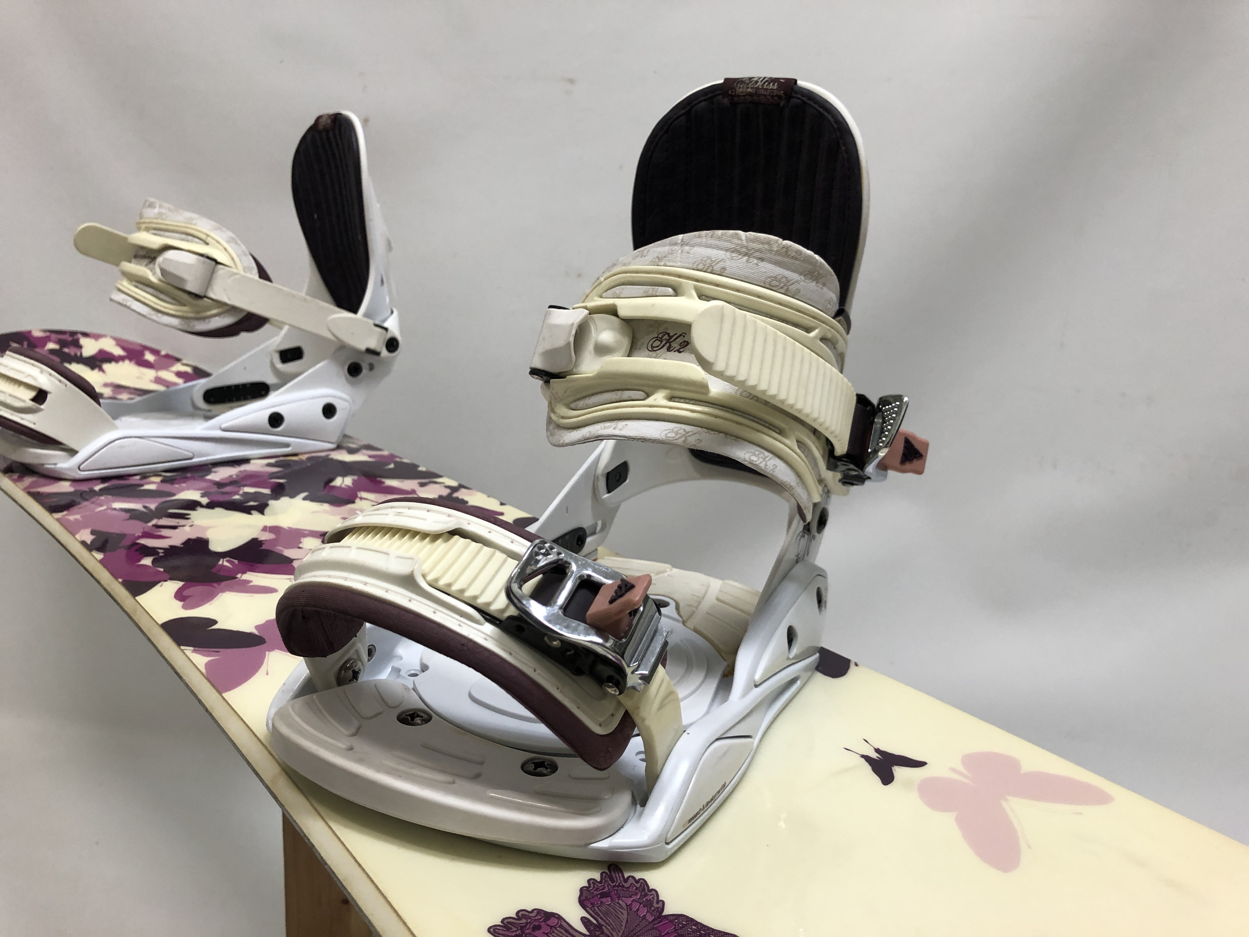 Burton Ginger 137 Snowboard W/ K2 Bliss Plasma Bindings | SidelineSwap