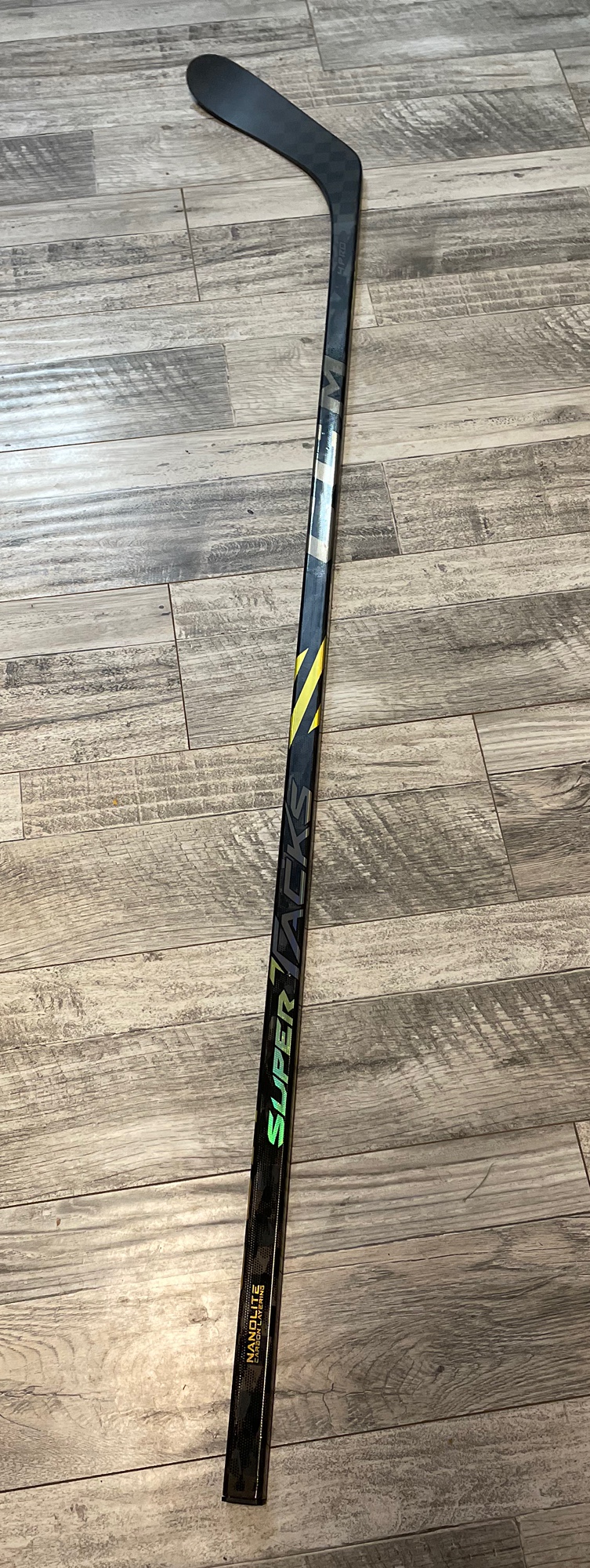 New! 55 Flex Left Hand P28 Super Tacks AS4 Pro Hockey Stick | SidelineSwap