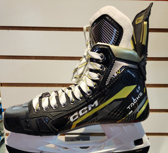 CCM Tacks ASV Pro Skates Size 9 | SidelineSwap