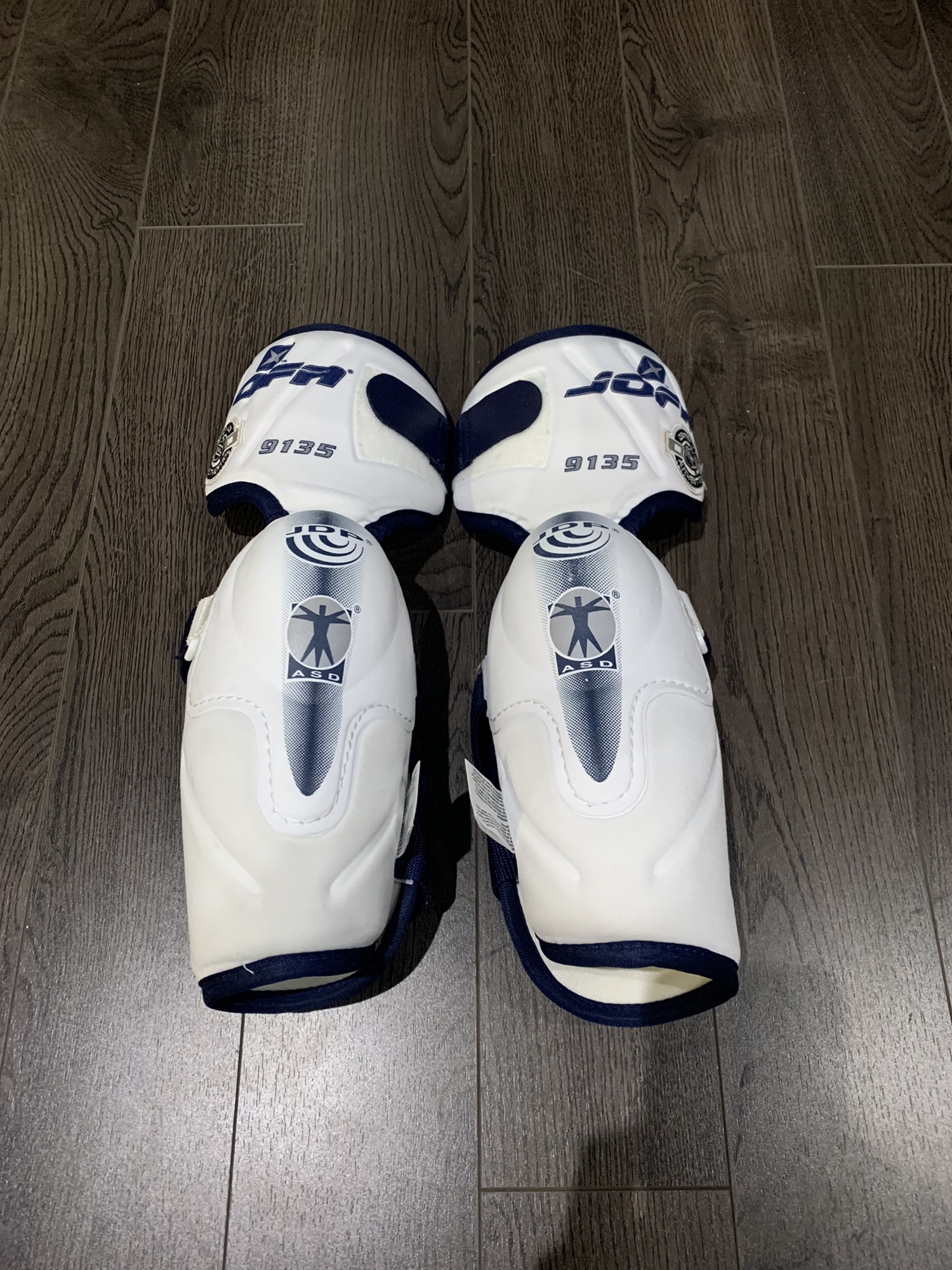 Large Jofa Pro Stock 9135 Elbow Pads | SidelineSwap