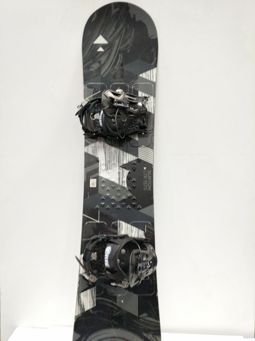Used Burton Ltr 157 Cm Mens Snowboard Combo | SidelineSwap