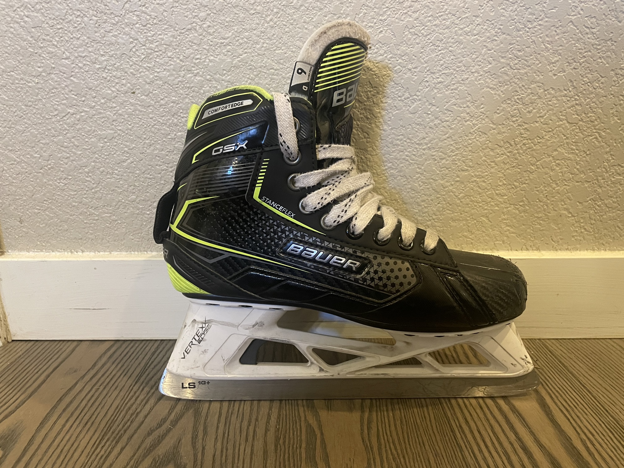 Bauer GSX Hockey Goalie Skates Size 6 | SidelineSwap