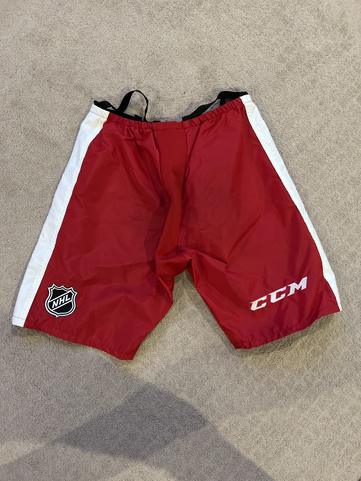 Detroit Red Wings pro stock Hockey shells Adult Medium Red | SidelineSwap