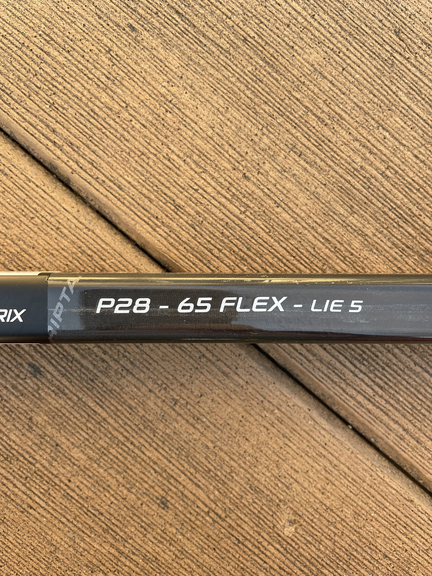 New Intermediate Bauer Left Hand Supreme Matrix Hockey Stick P28 ...