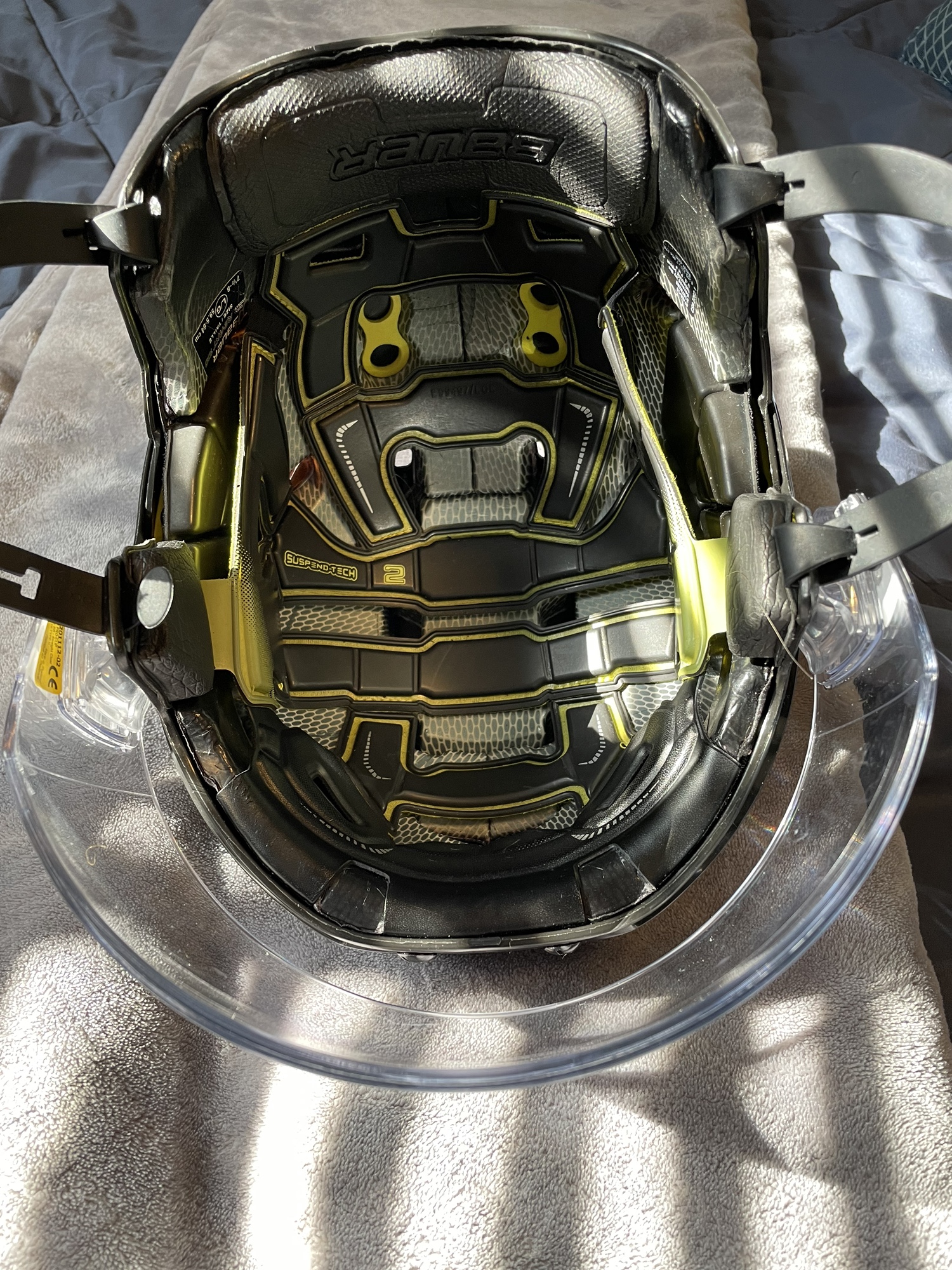 Used Large Bauer Re-Akt 100 Helmet + Bauer Pro-Clip + Replacement Lens ...