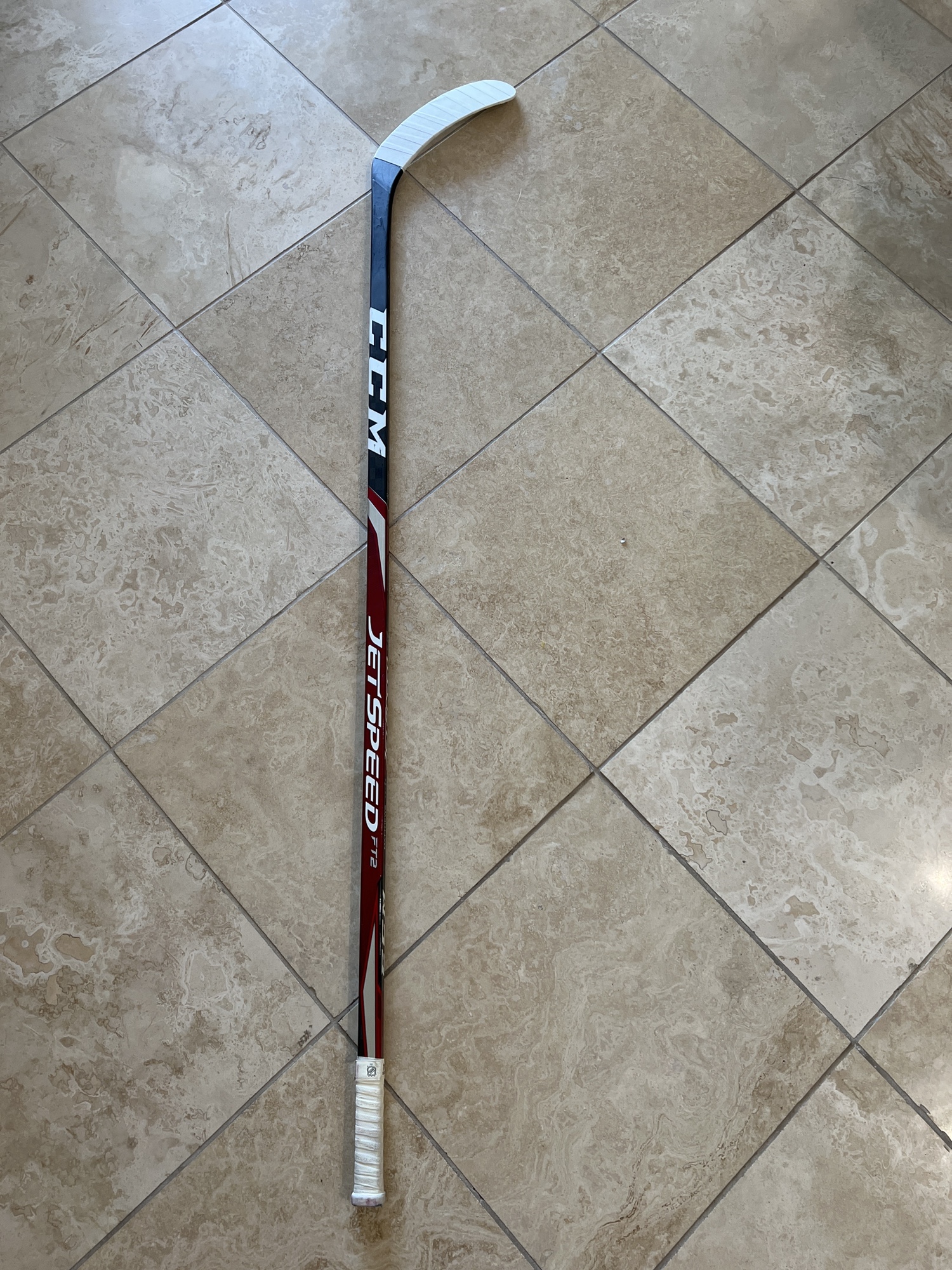 Auston Matthews Signed Game Used Hockey Stick | SidelineSwap